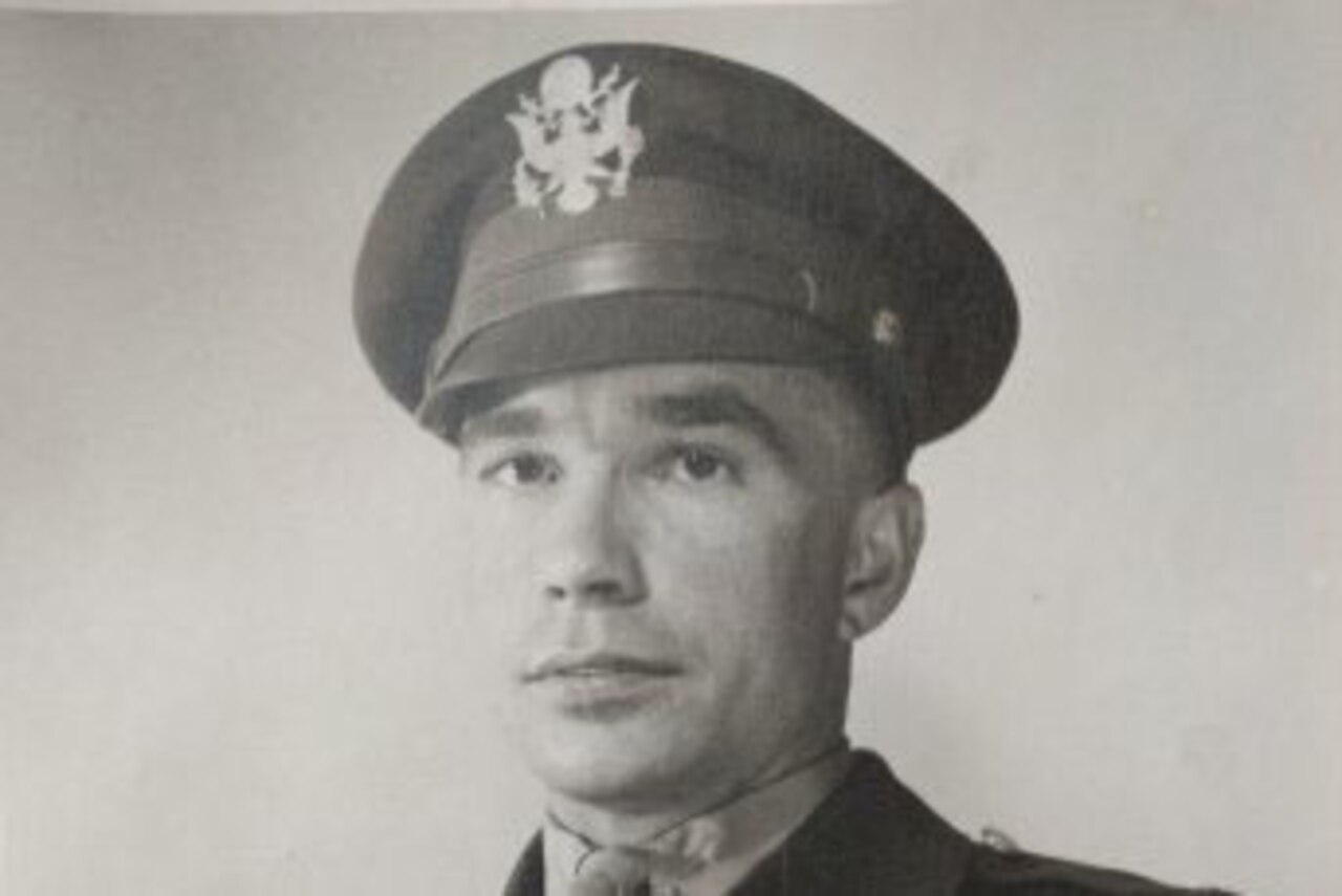 Medal of Honor Goes to WWII Soldier With Long Record of Heroism > U.S ...