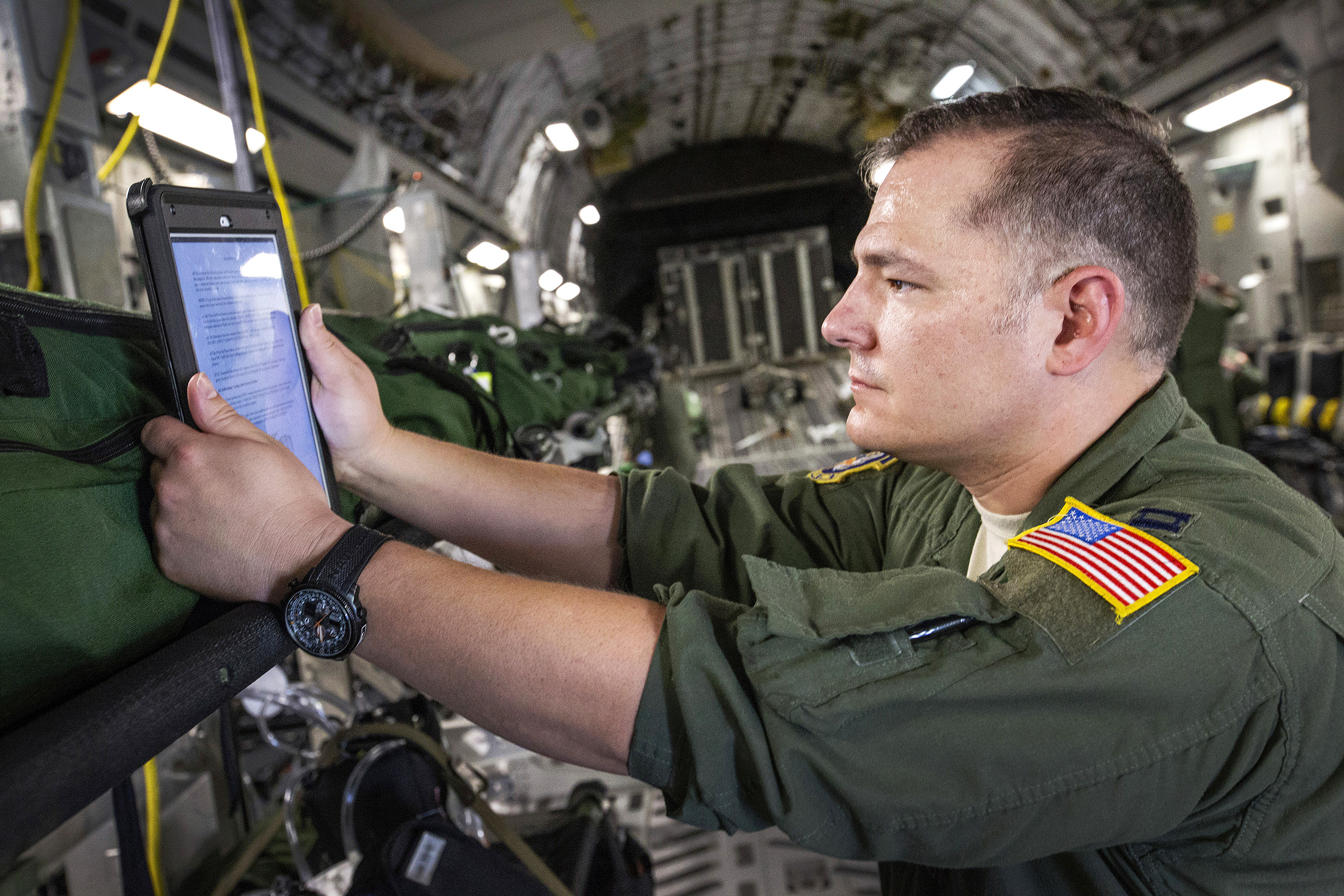 Checking Monitor/Defibrillator | U.S. Department of War