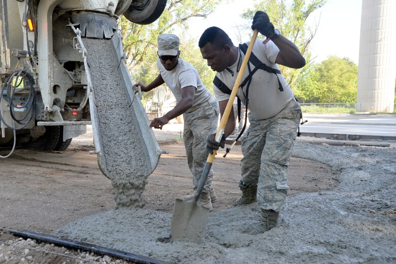 375th CES builds bare base exercise area > Scott Air Force Base > News