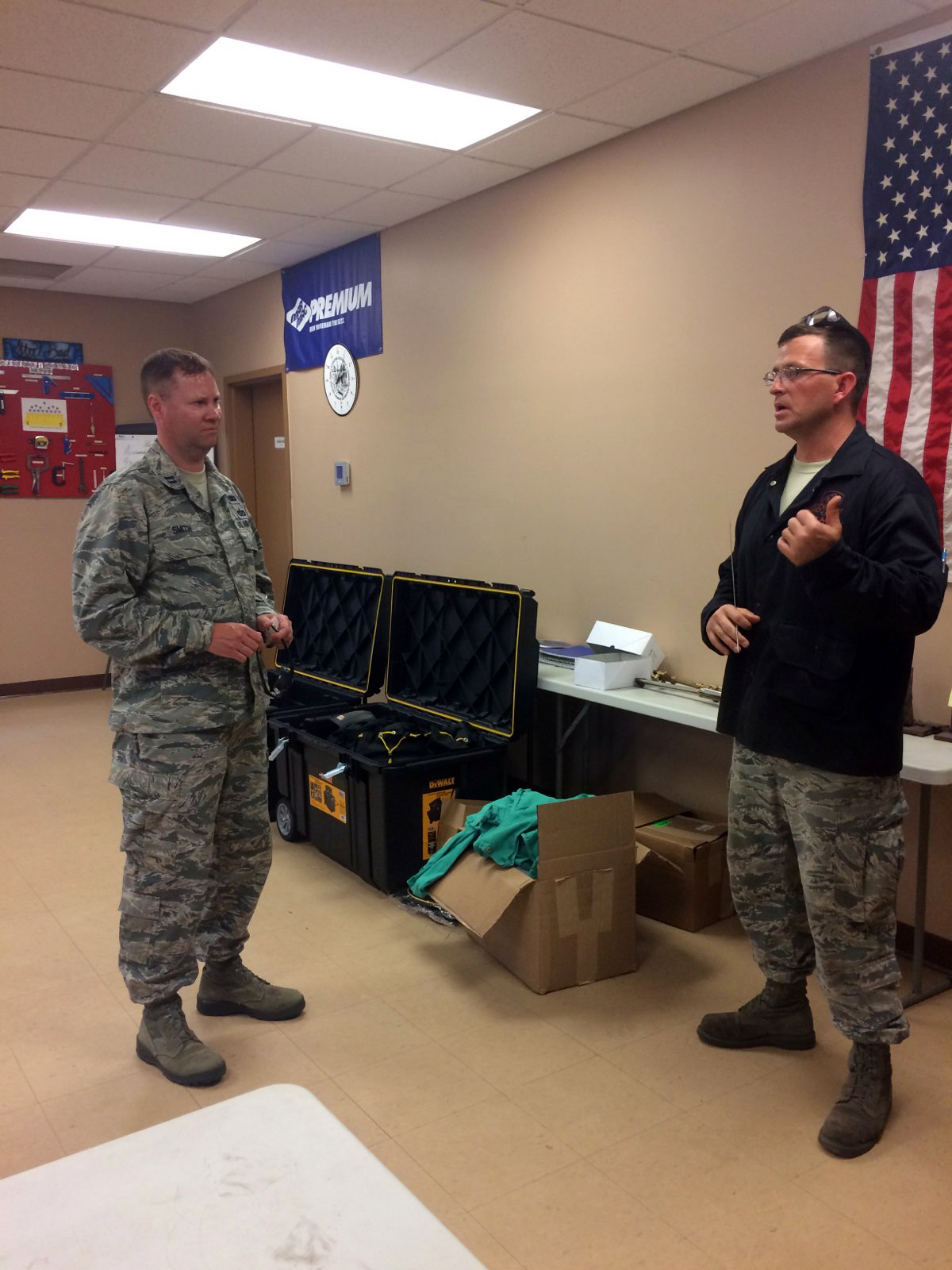 Chief, new LRS Director visit Logistics Readiness University > Air ...