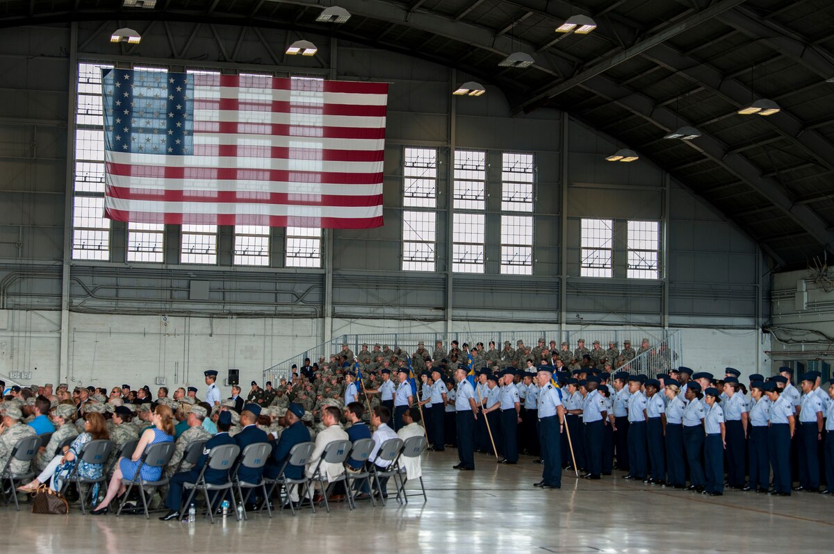 Snelson assumes command of 6th AMW in ceremony > MacDill Air Force Base ...