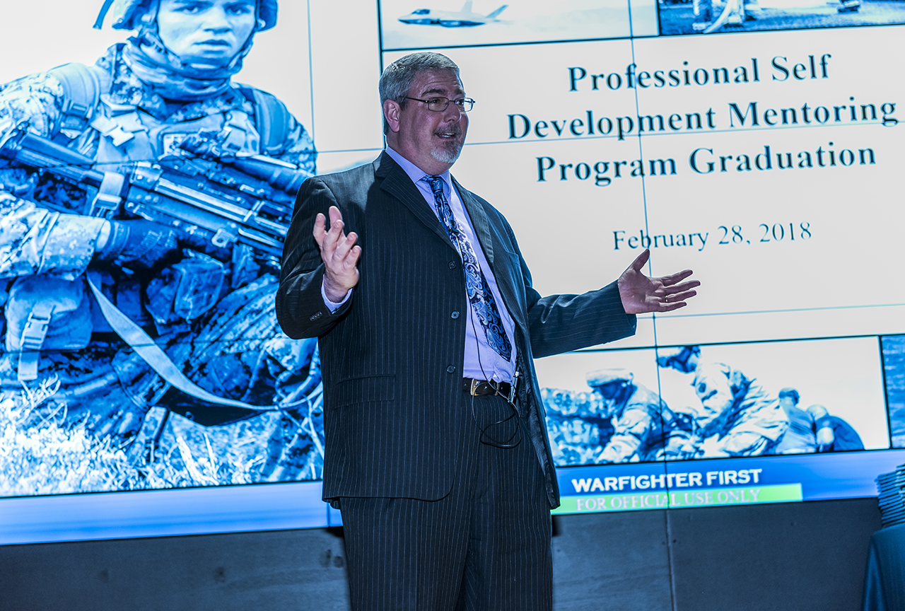 33 protégés graduate Land and Maritime mentoring program > Defense ...