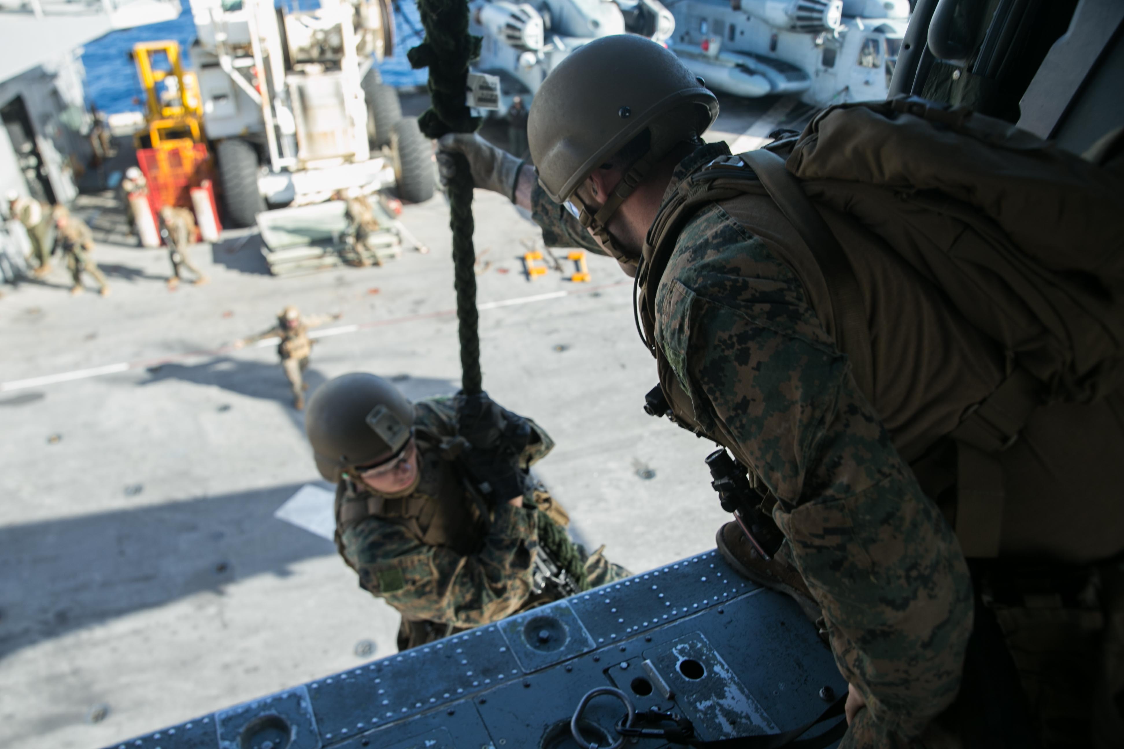 MRF, 26th MEU conduct fast rope training aboard USS Iwo Jima (LHD 7)