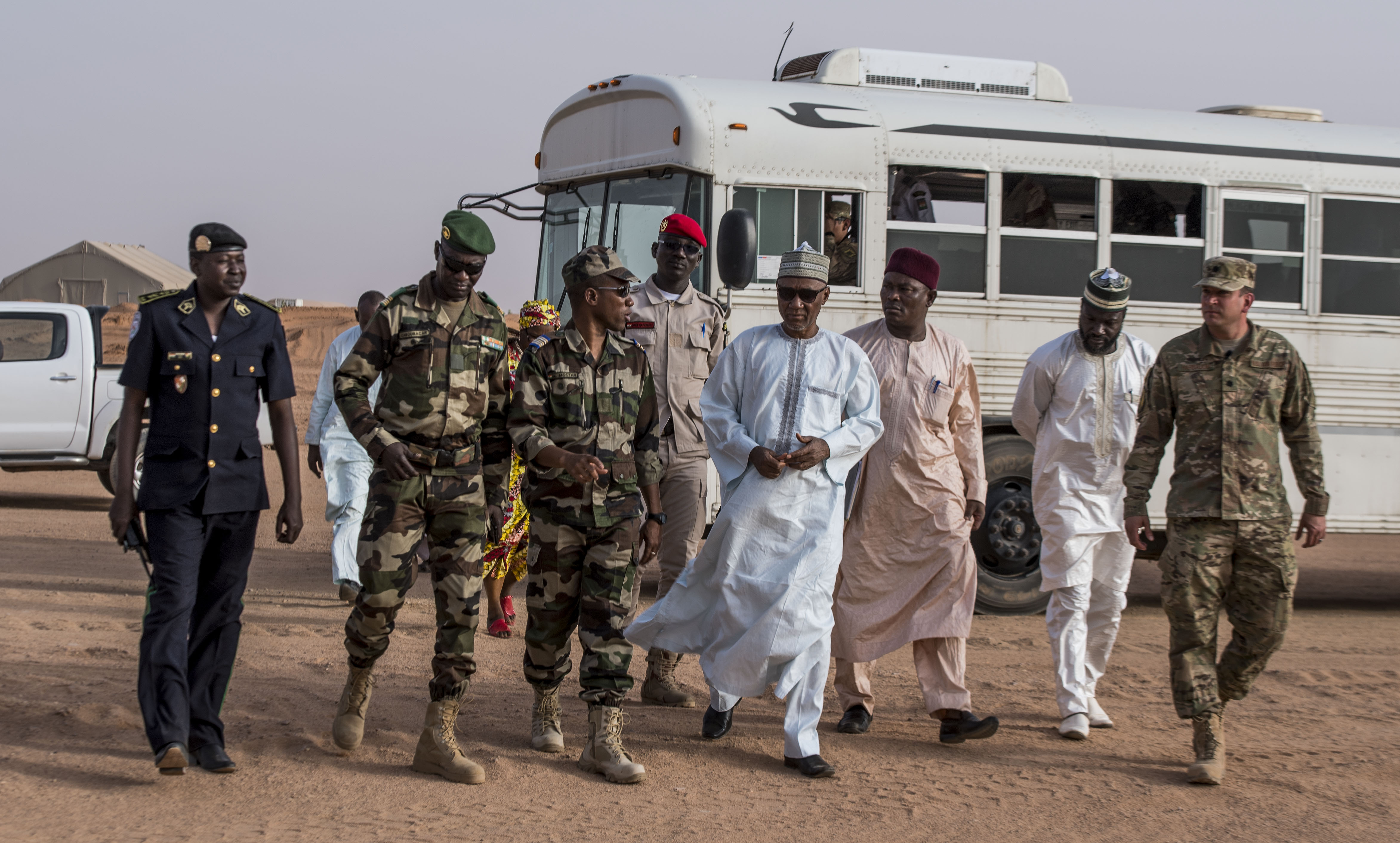 Airmen, Agadez civic leaders build partnership