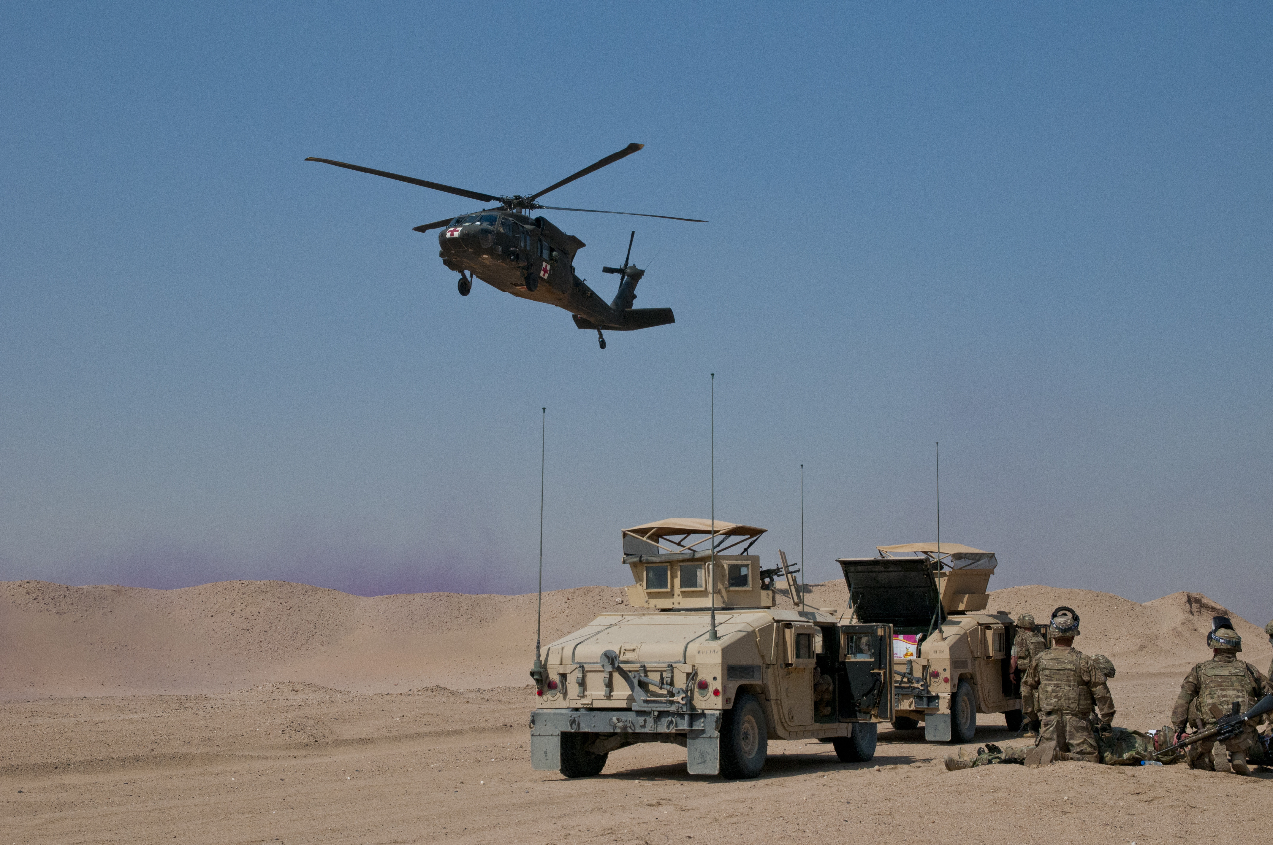 Artillery Soldiers practice maneuver, medical tasks > U.S. Army Central ...
