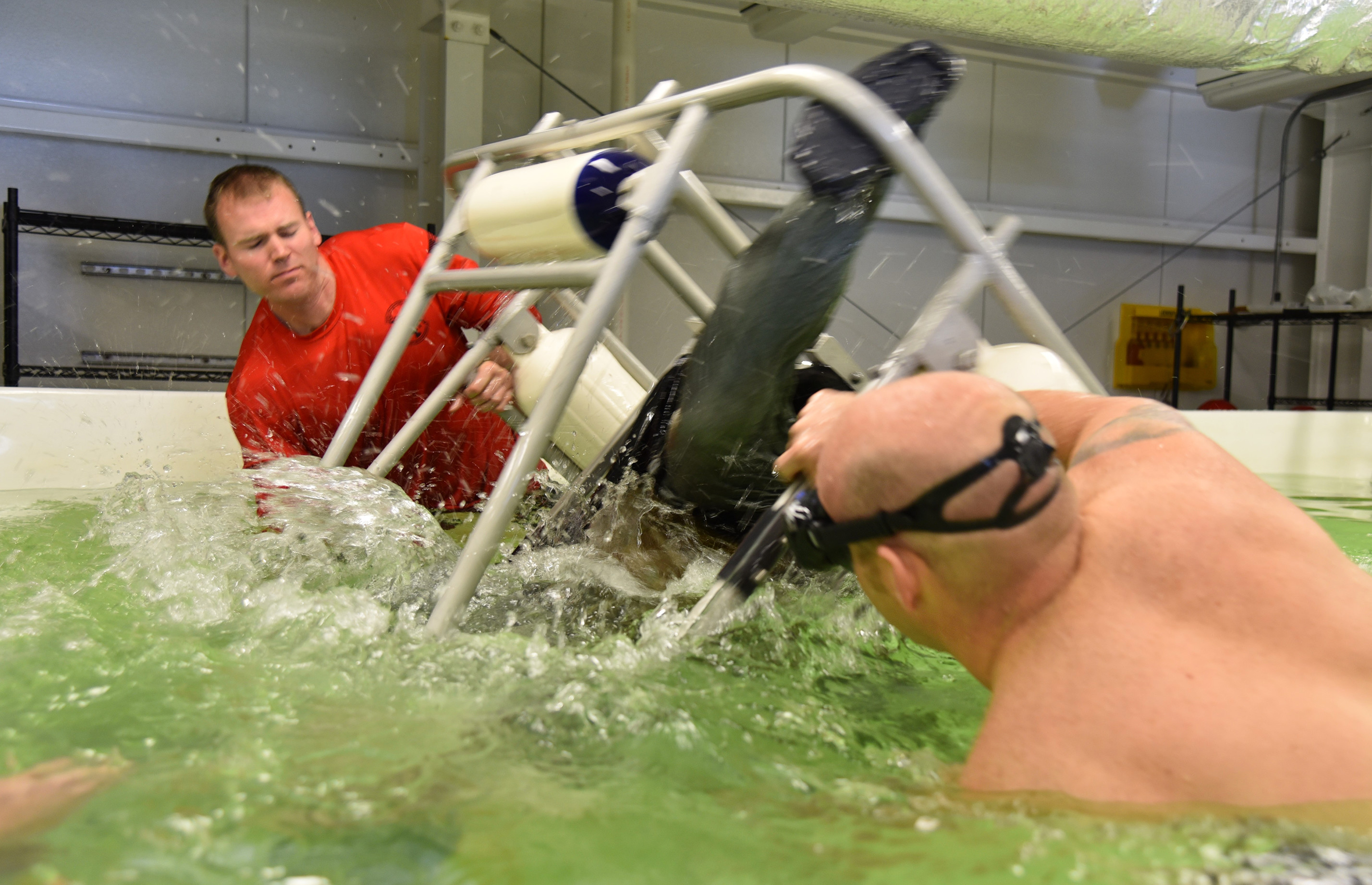 Rescue aircrews undergo water survival refresher > 920th Rescue Wing ...