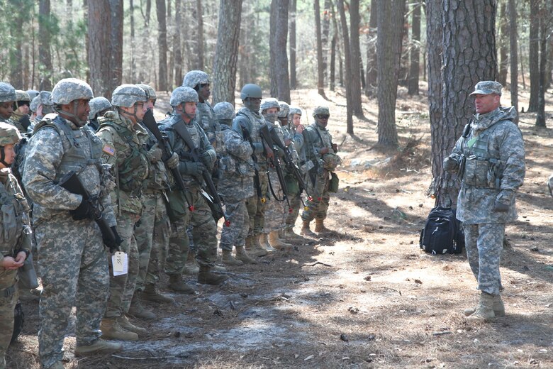 Warrior Task Training Paves the Road to Readiness > U.S. Army Reserve ...