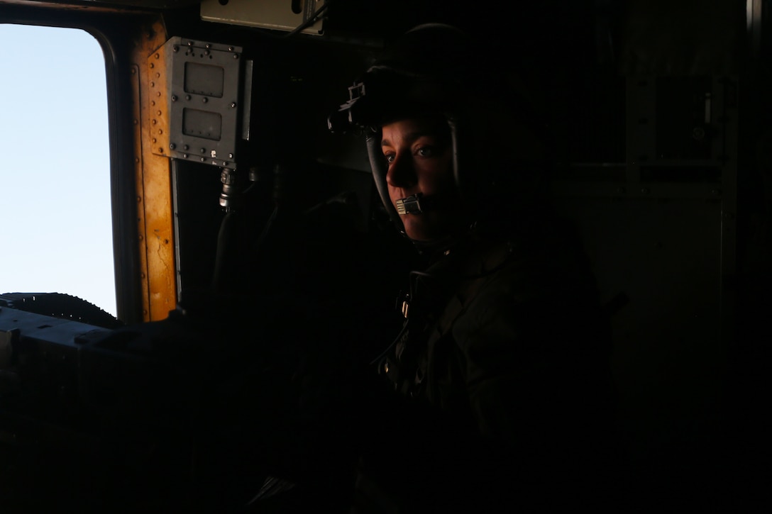 "Screw Crew" Stealth: HMH-462 inserts with JTAC