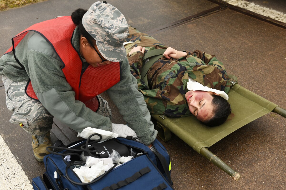 48th Med Group train in realistic exercise > Royal Air Force Lakenheath ...