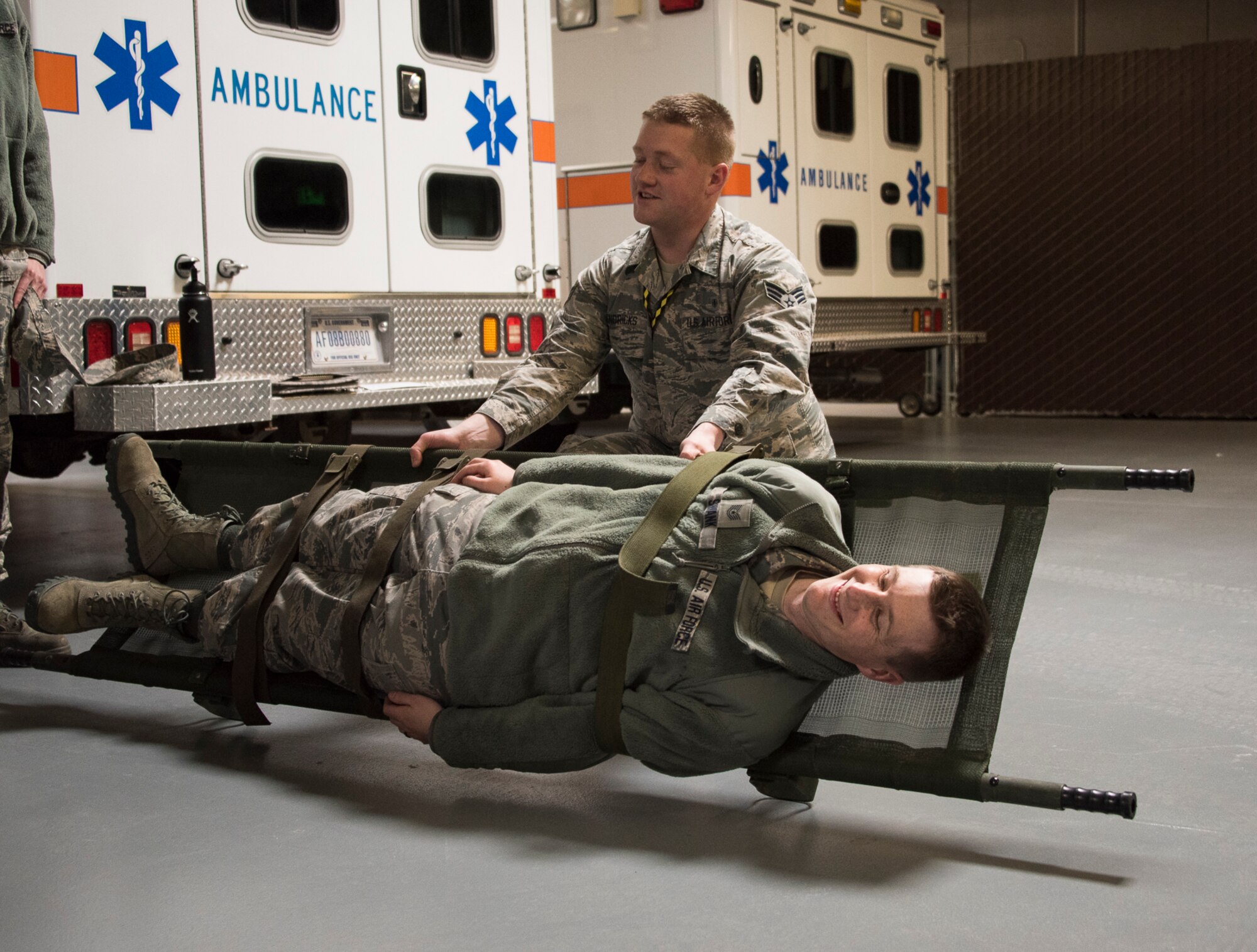 Reservists practice Self-Aid Buddy Care skills > 419th Fighter Wing ...