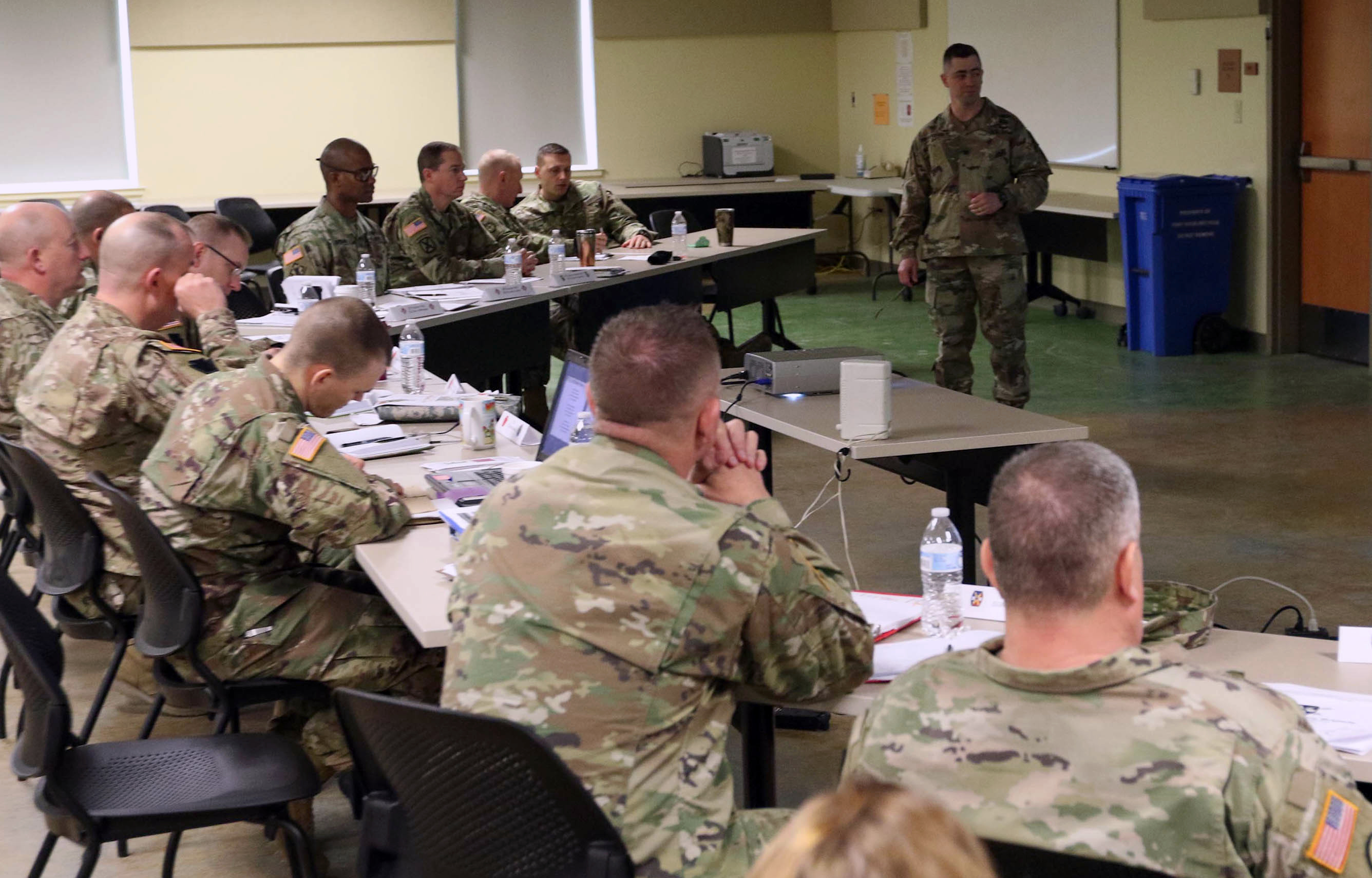 ARCENT IDHQ Leader’s Conference: Being Part of the Team > U.S. Army ...