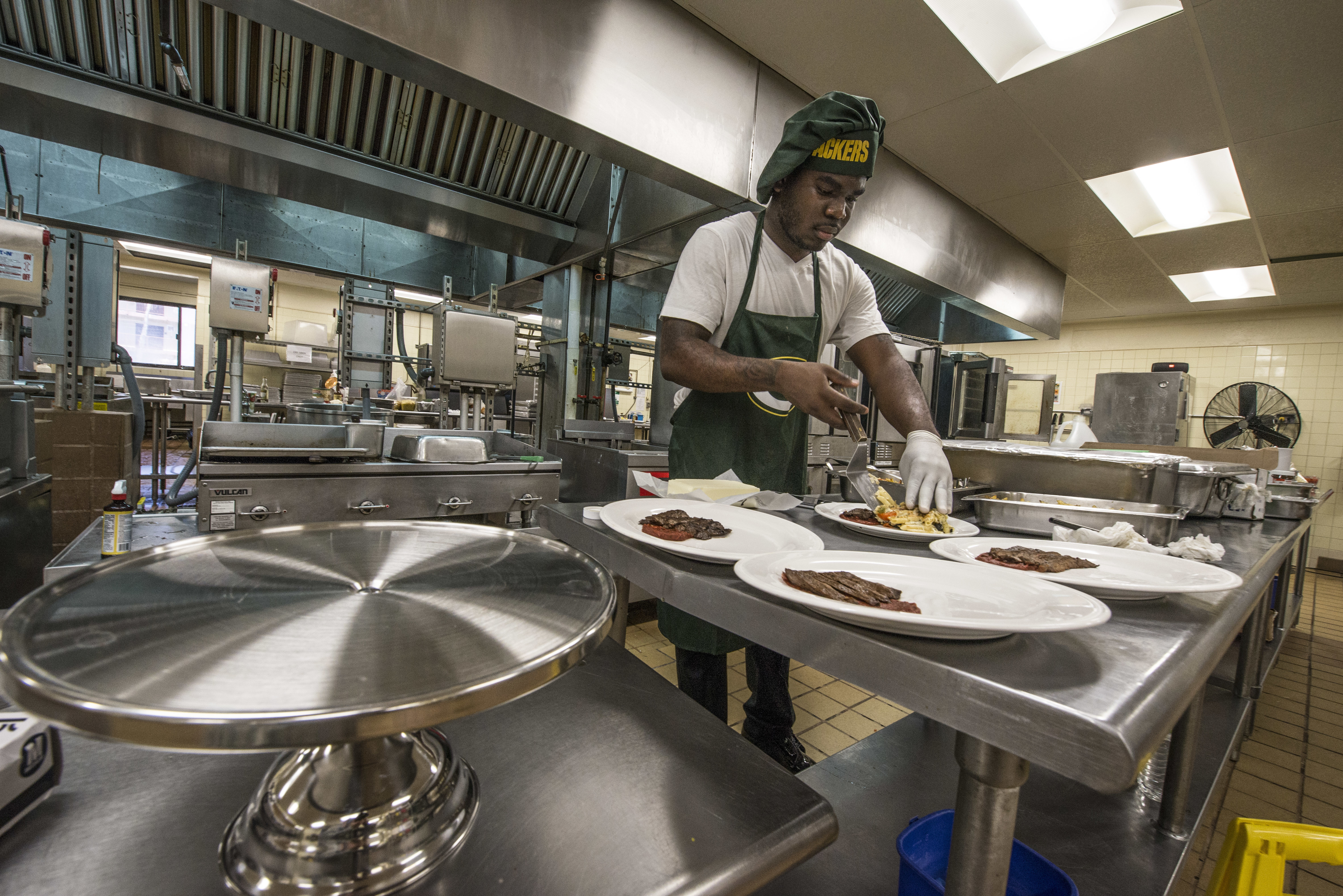 Andersen chefs slice, dice during Top Chef of the Quarter competition ...