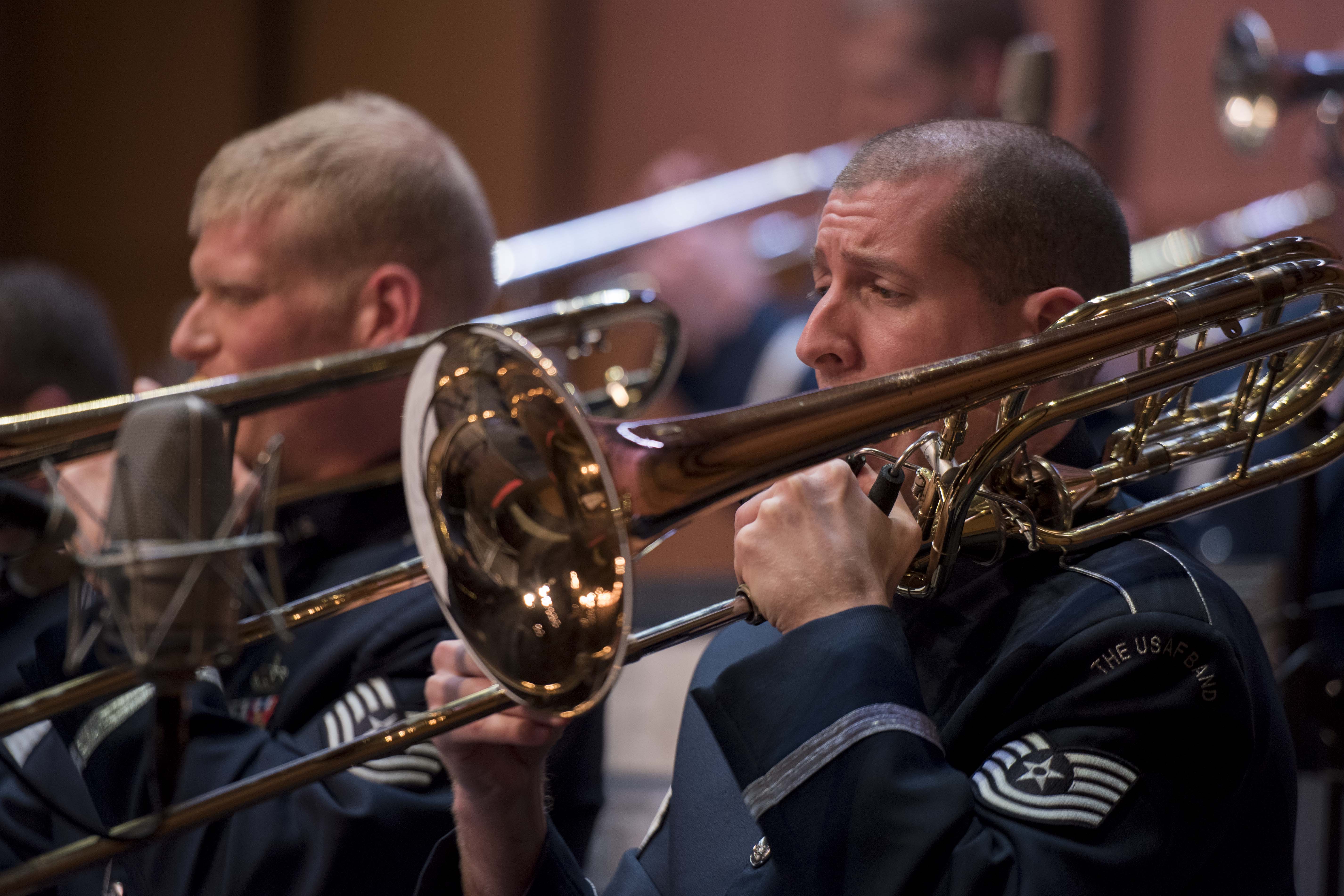 Air Force Band, renowned pianist jazz it up > Air Force District of ...