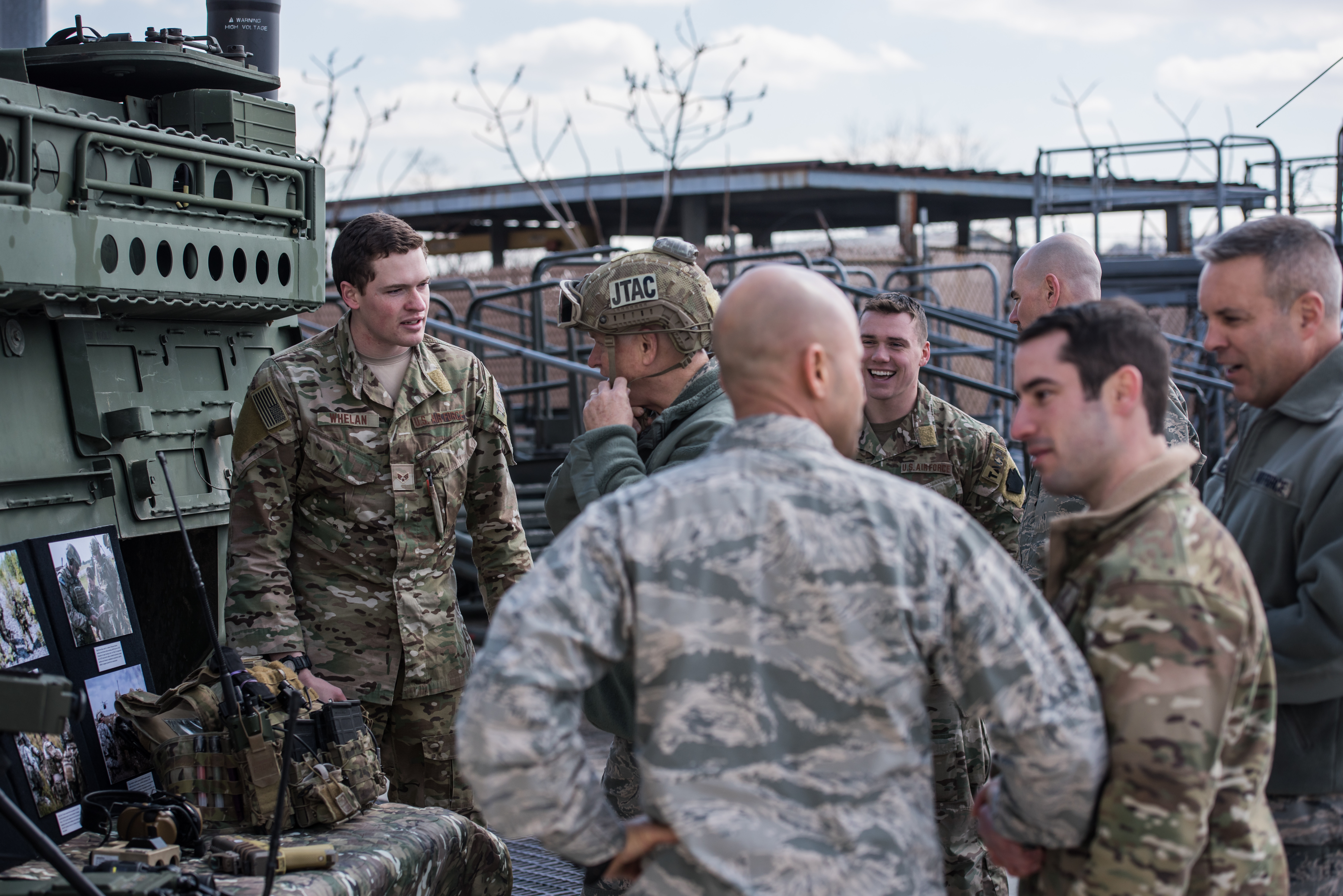 ANG Director, Chief visit 193rd Special Operations Wing > 193rd Special ...