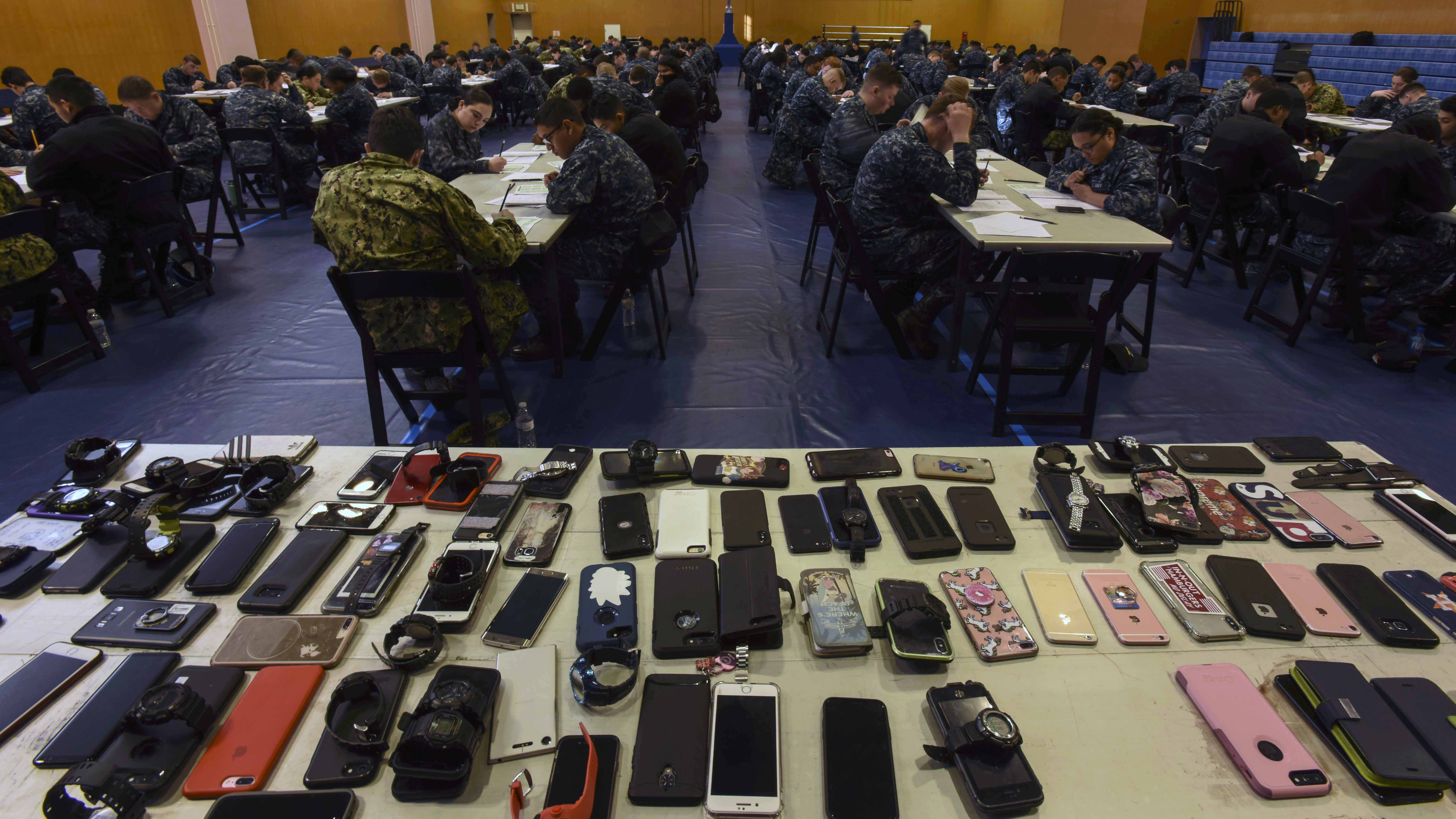 Professional Military Knowledge Transitions to Stand-Alone Electronic ...