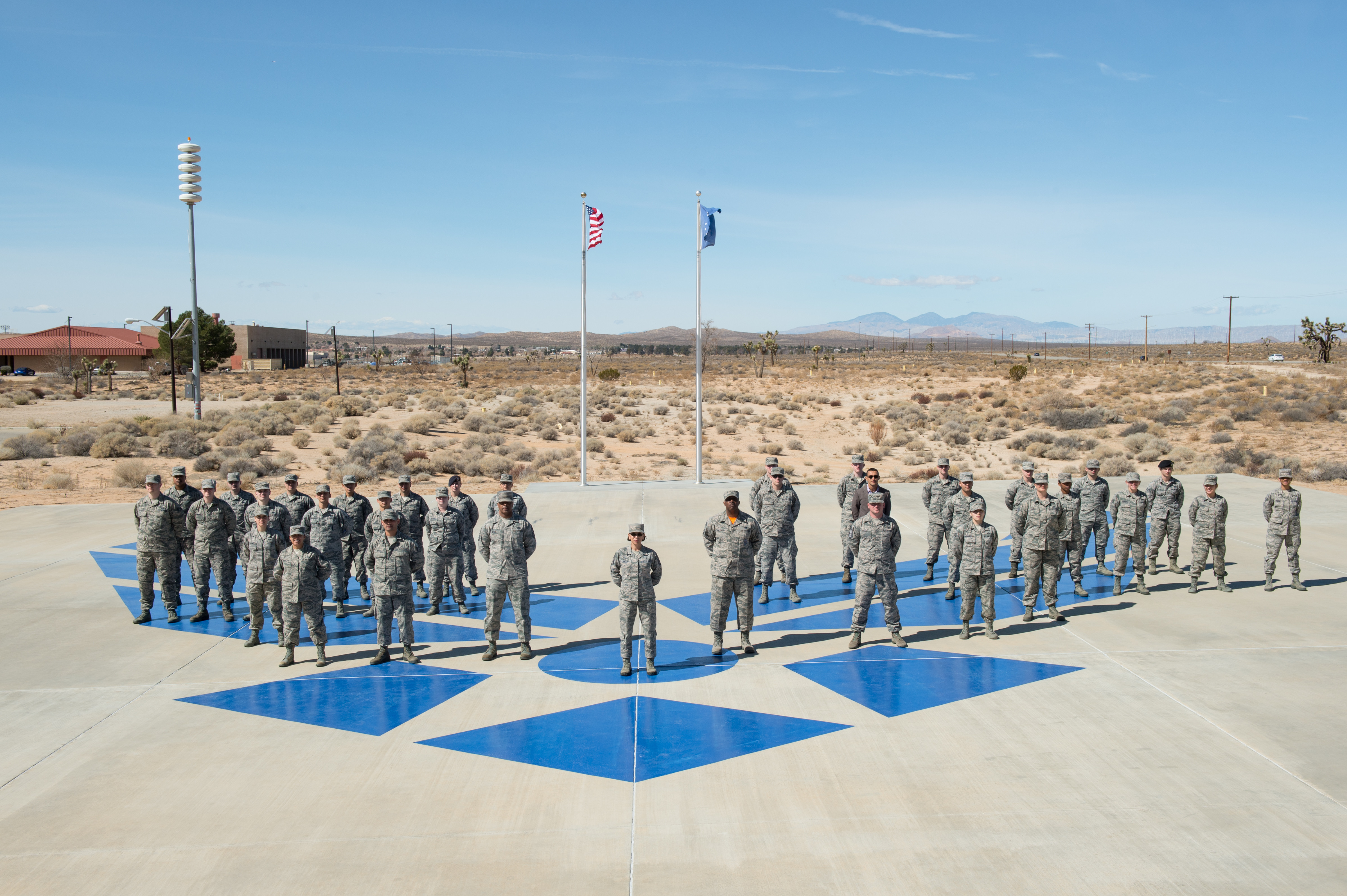 Top reservist visits troops at Edwards > Edwards Air Force Base ...