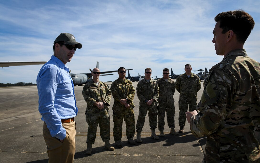 ASD/SOLIC visits AFSOC