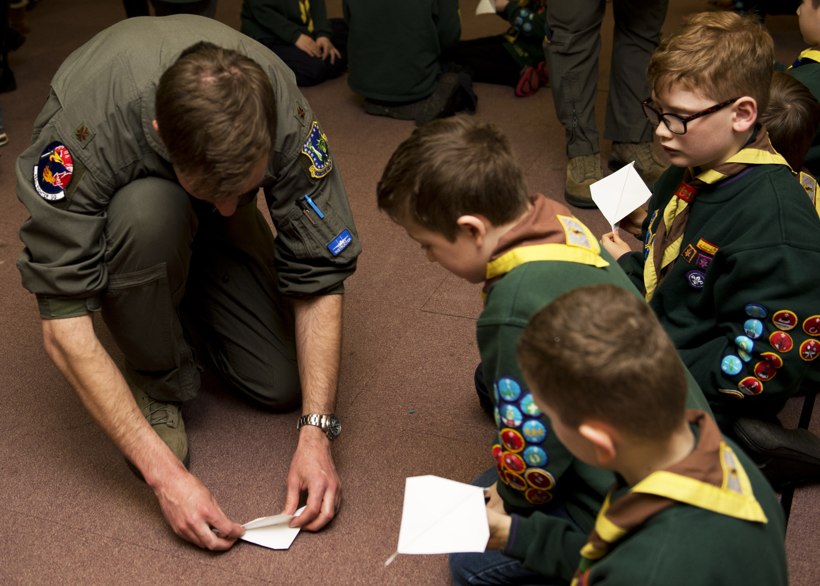 Pilots help Cub Scouts soar to new heights > Royal Air Force Lakenheath ...