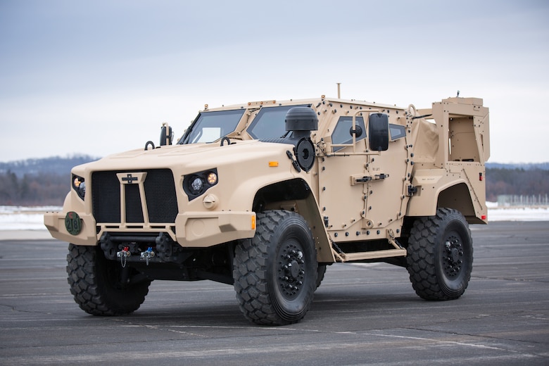 Regional Medic, Cold Steel Soldiers receive sneak peek of JLTV > U.S. Army Reserve > News