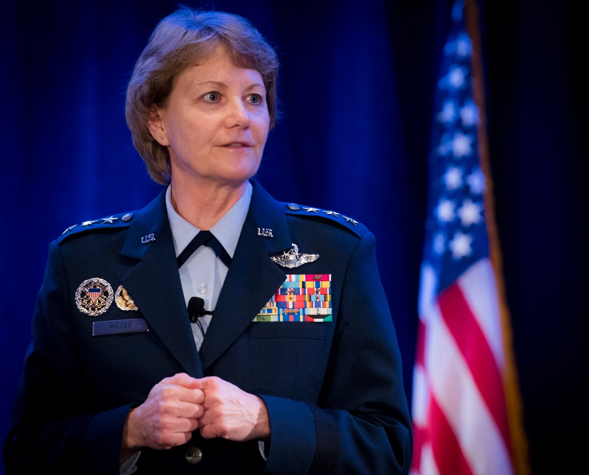 AF Reserve Command announces outstanding Airmen > March Air Reserve ...