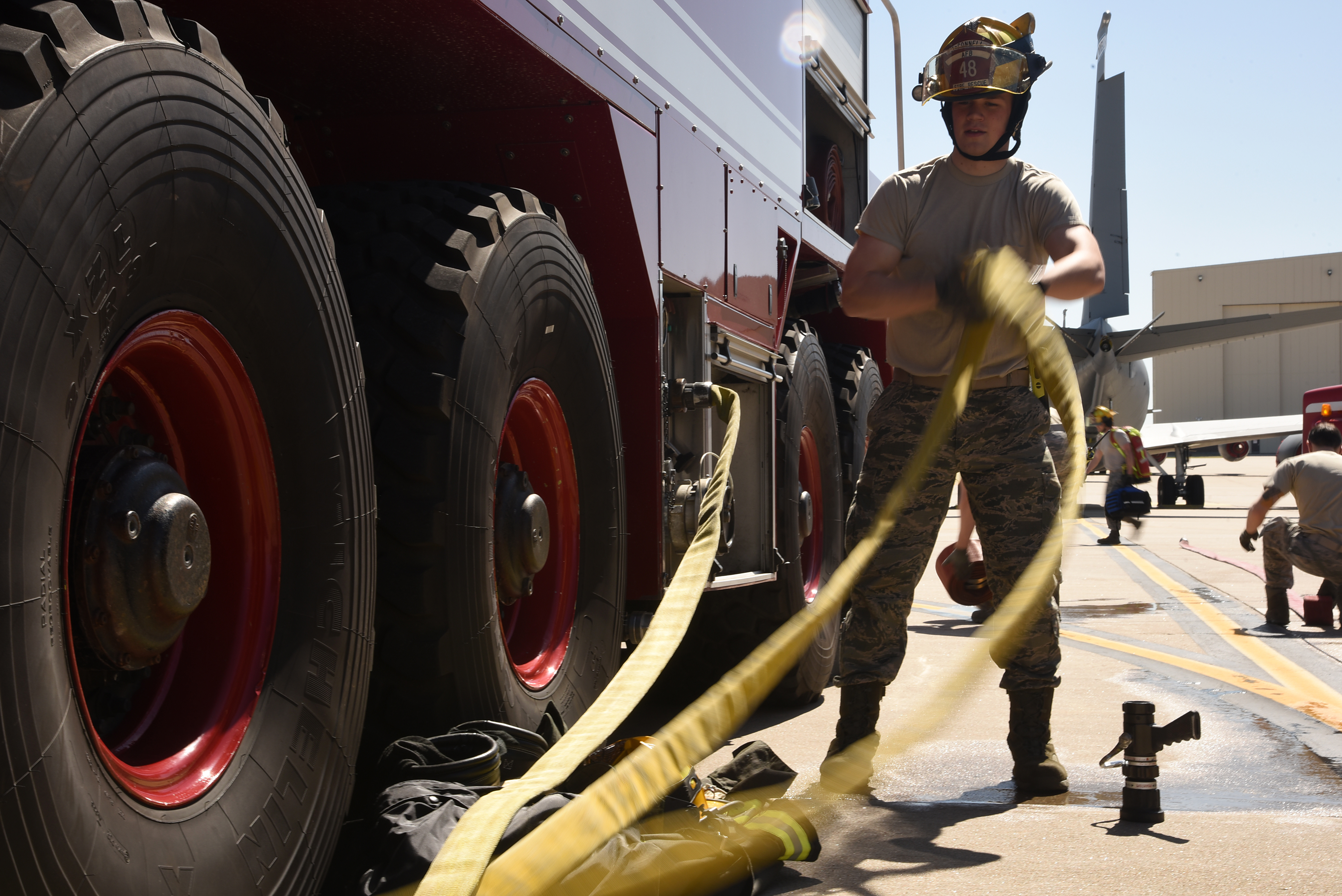 Fire training on the flight line > McConnell Air Force Base > News