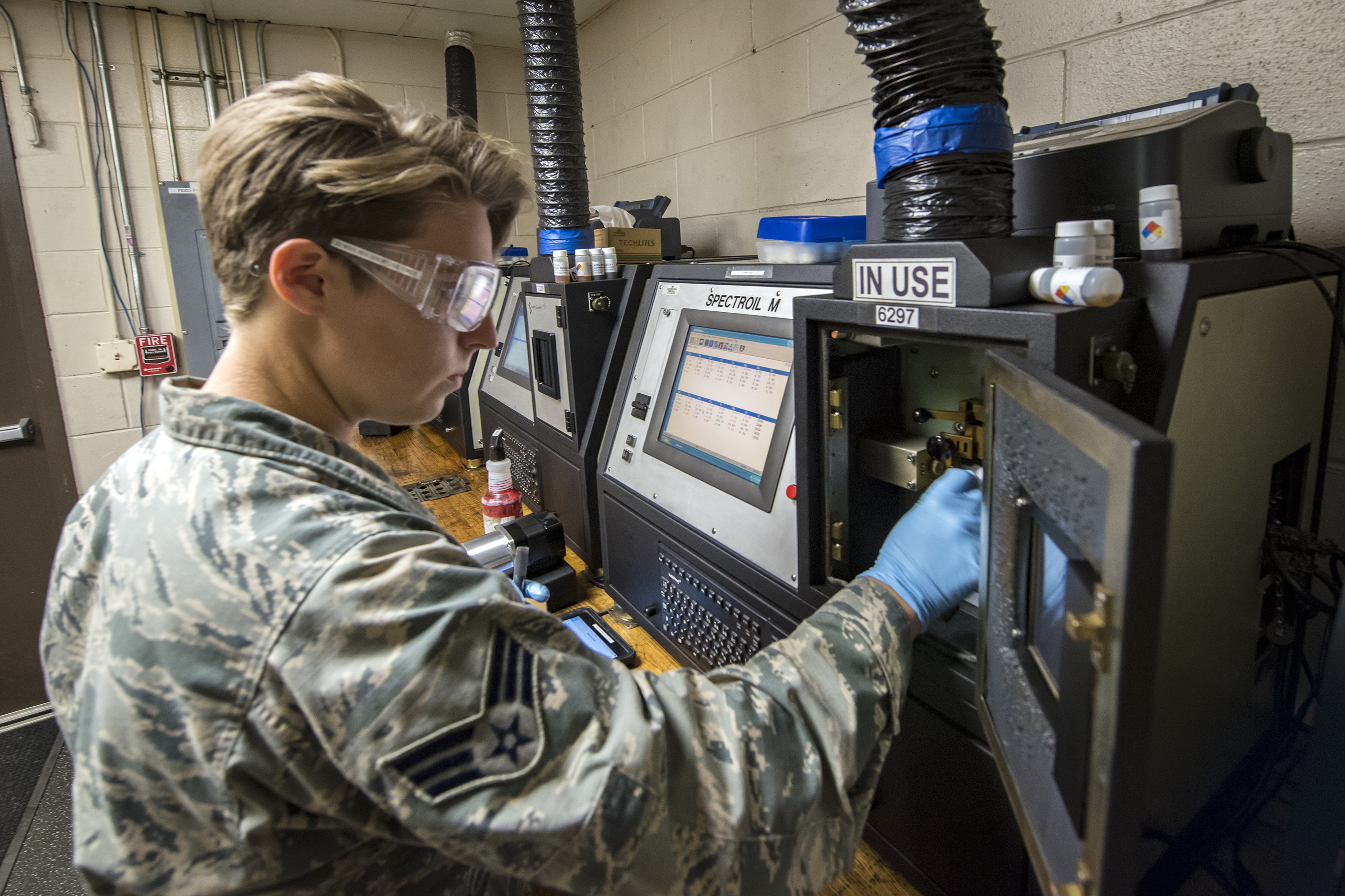 NDI: going beyond what eyes see > Air Combat Command > Article Display