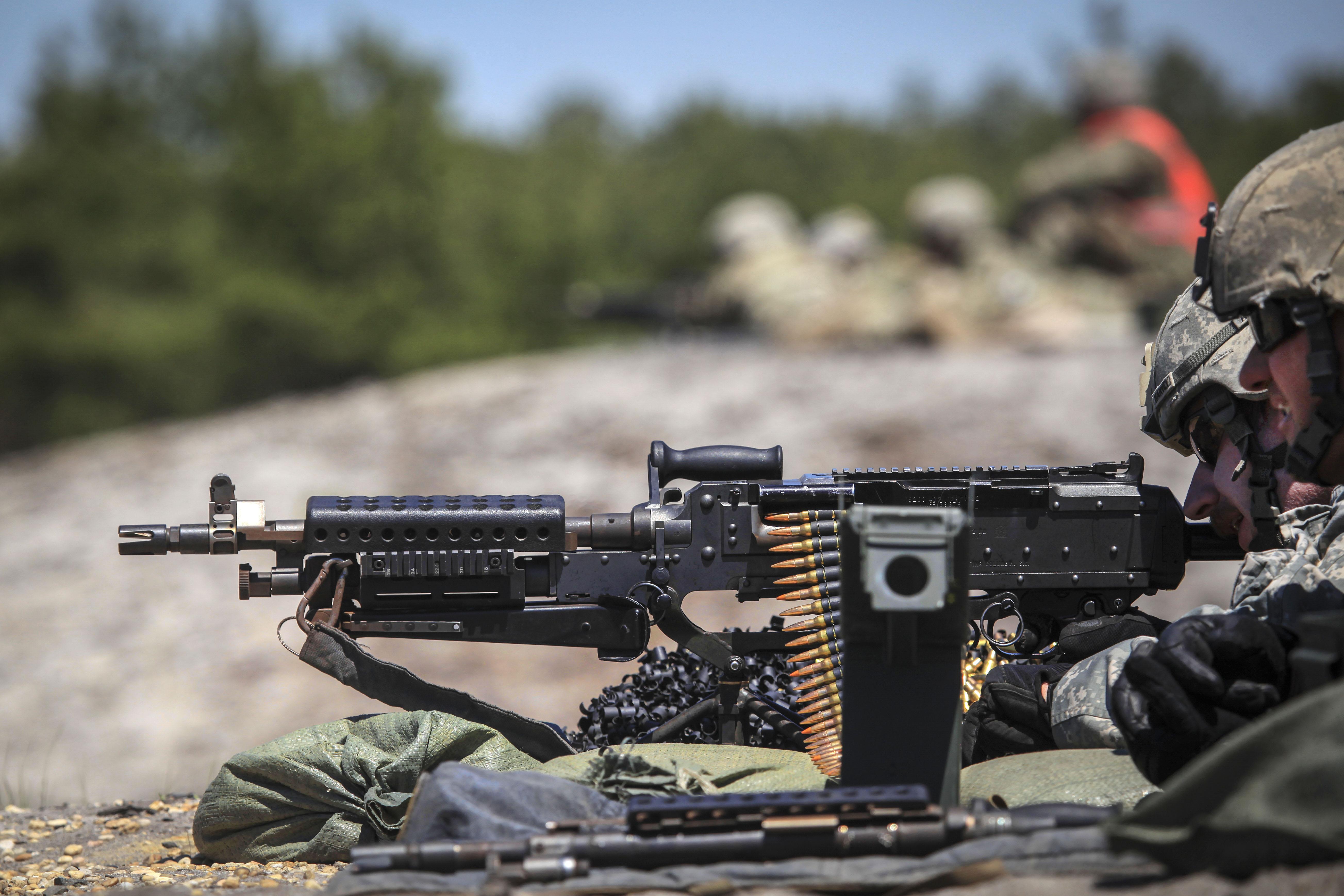 M240 Saw Machine Gun