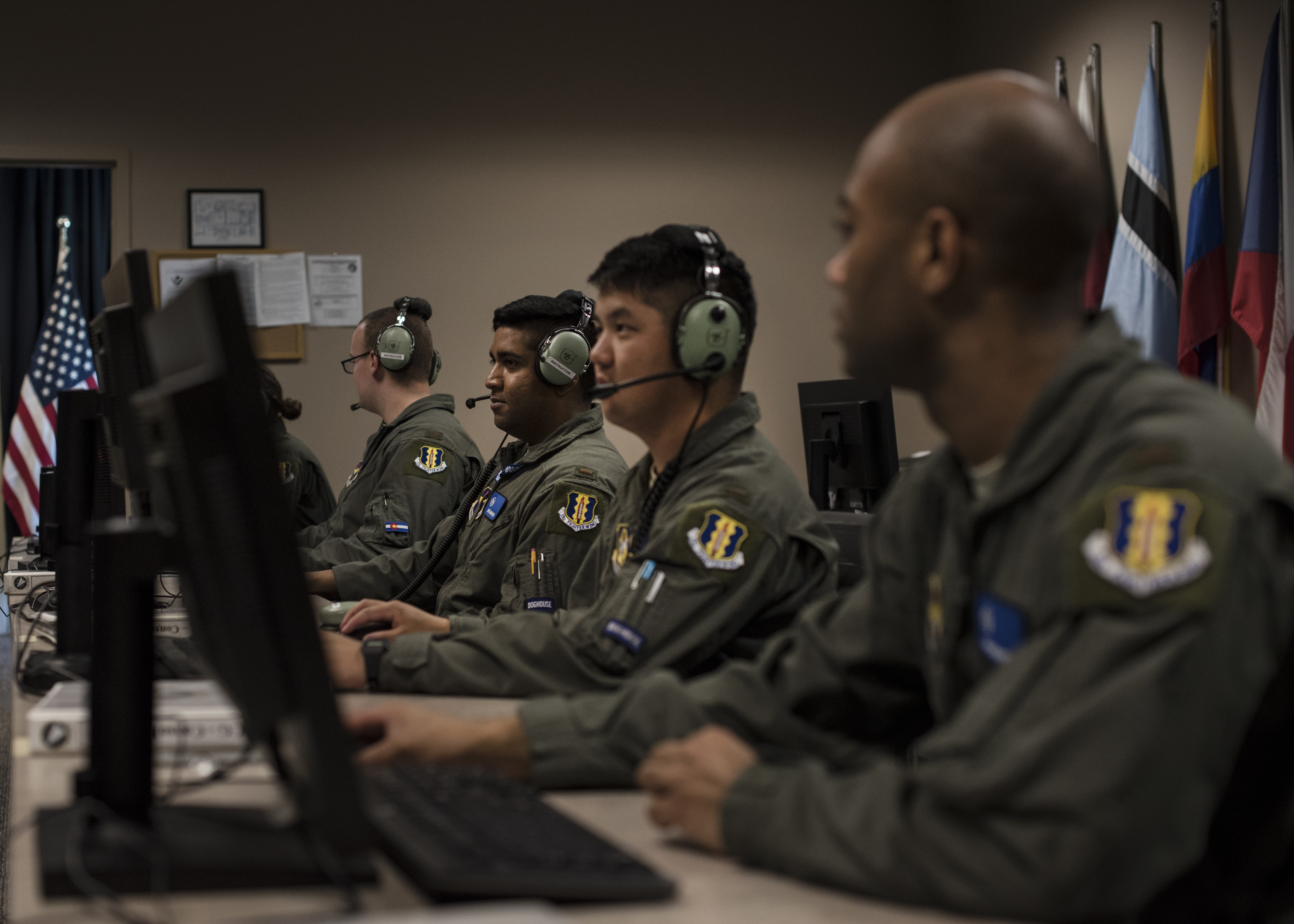 CoL: Lifestyle Change from Civilian to Air Battle Manager > Air ...