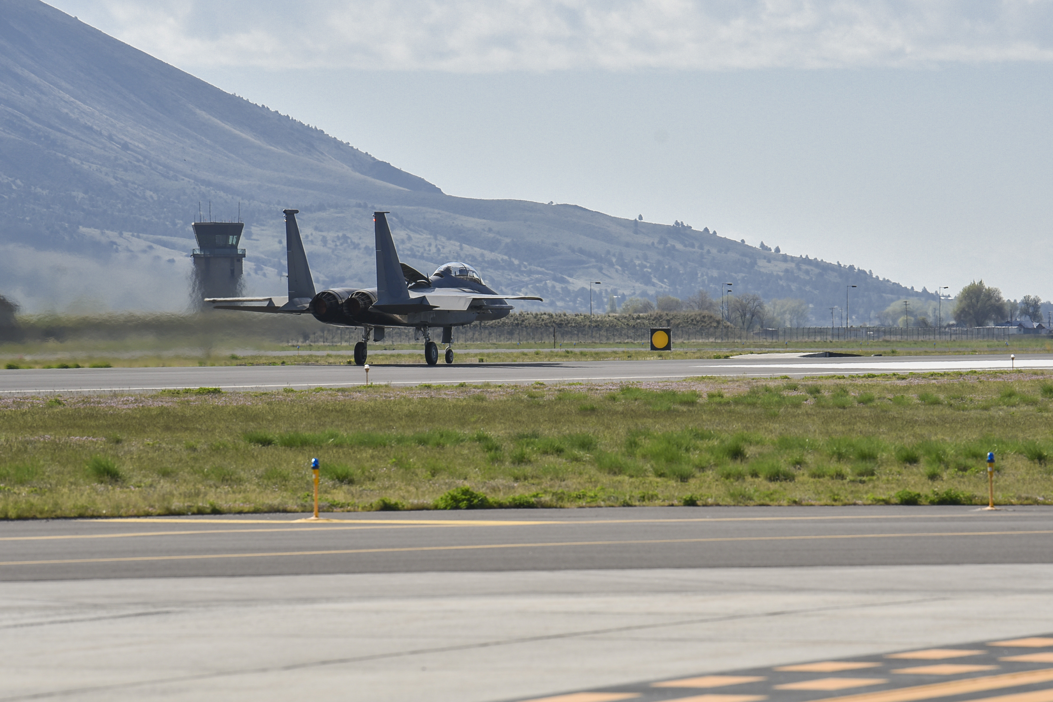 173rd FW spouses see mission first-hand > 173rd Fighter Wing > Article ...