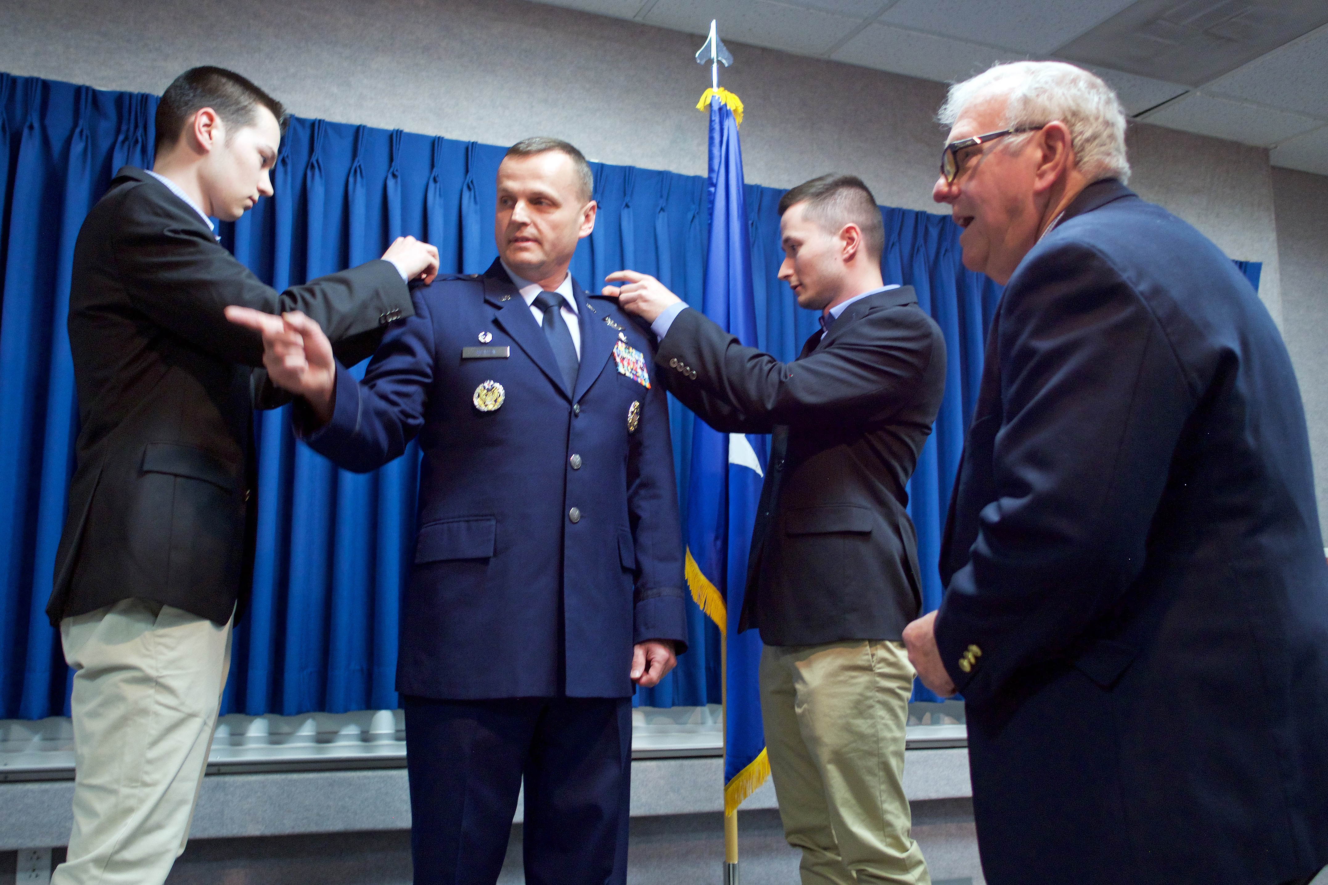 176th Wing commander promotes to brigadier general > 176th Wing ...