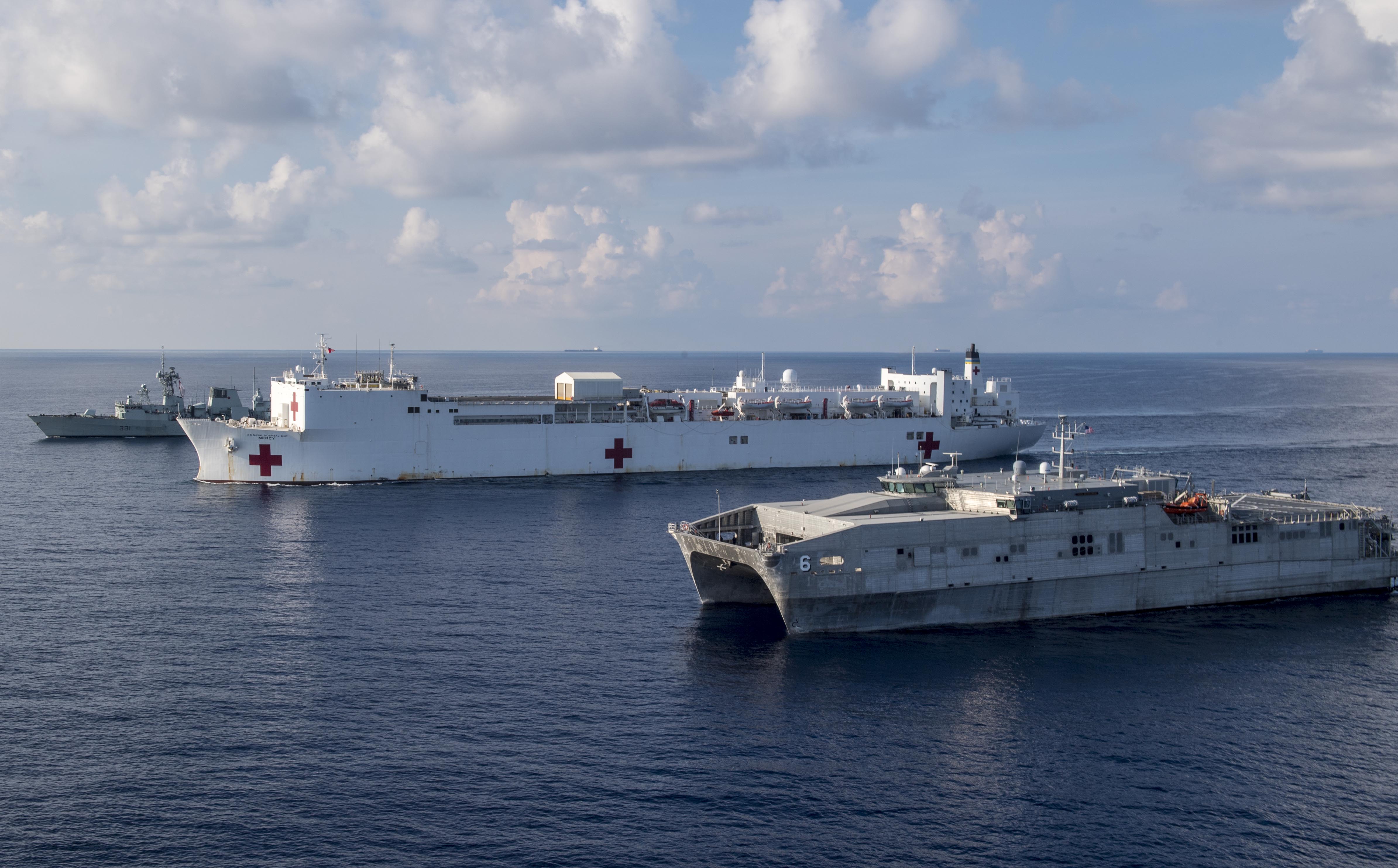 USNS Mercy, Brunswick conduct passing exercise with HMCS Vancouver ...