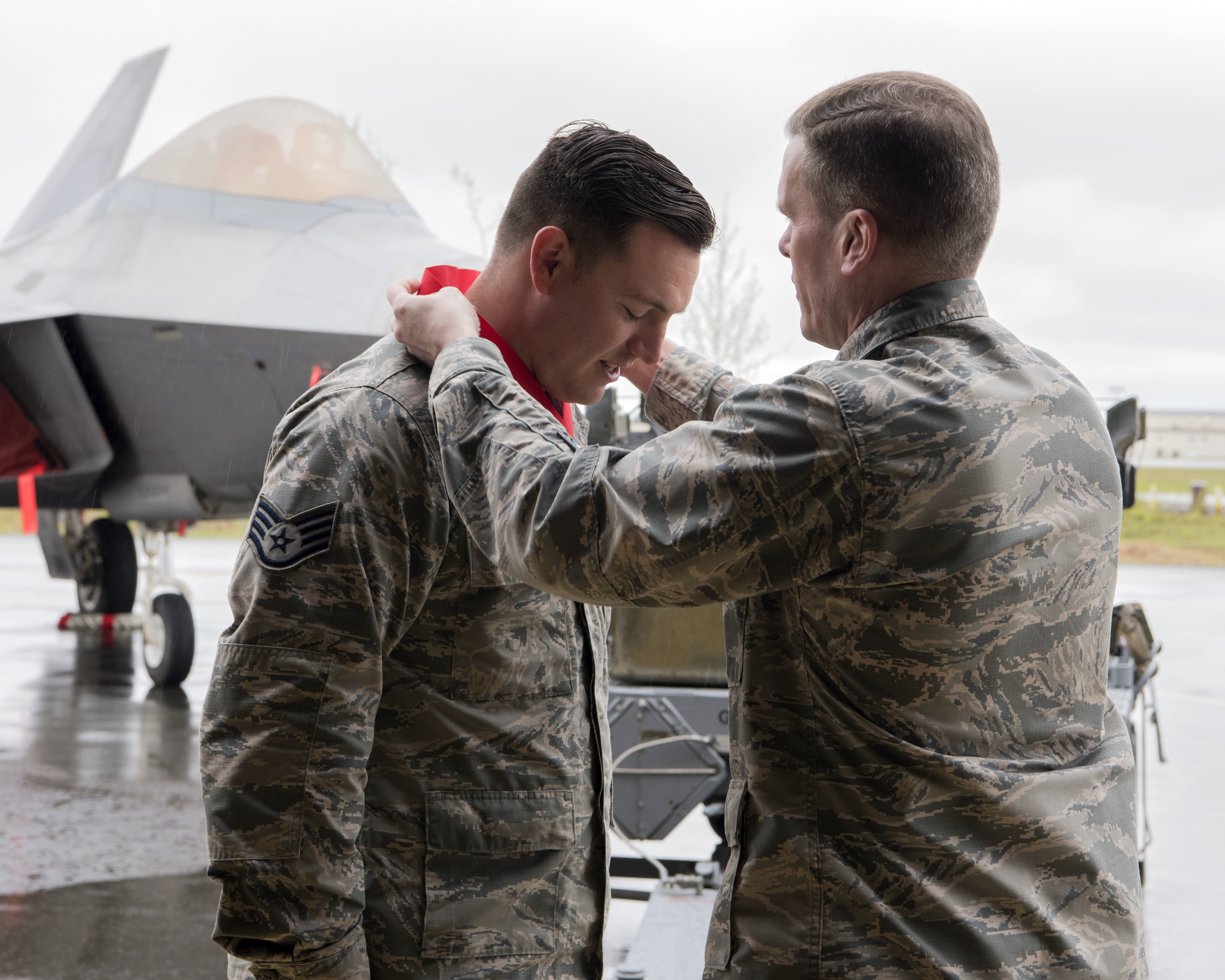 90th AMU wins 1st Quarter Wing Weapons Load Crew Competition > Joint ...