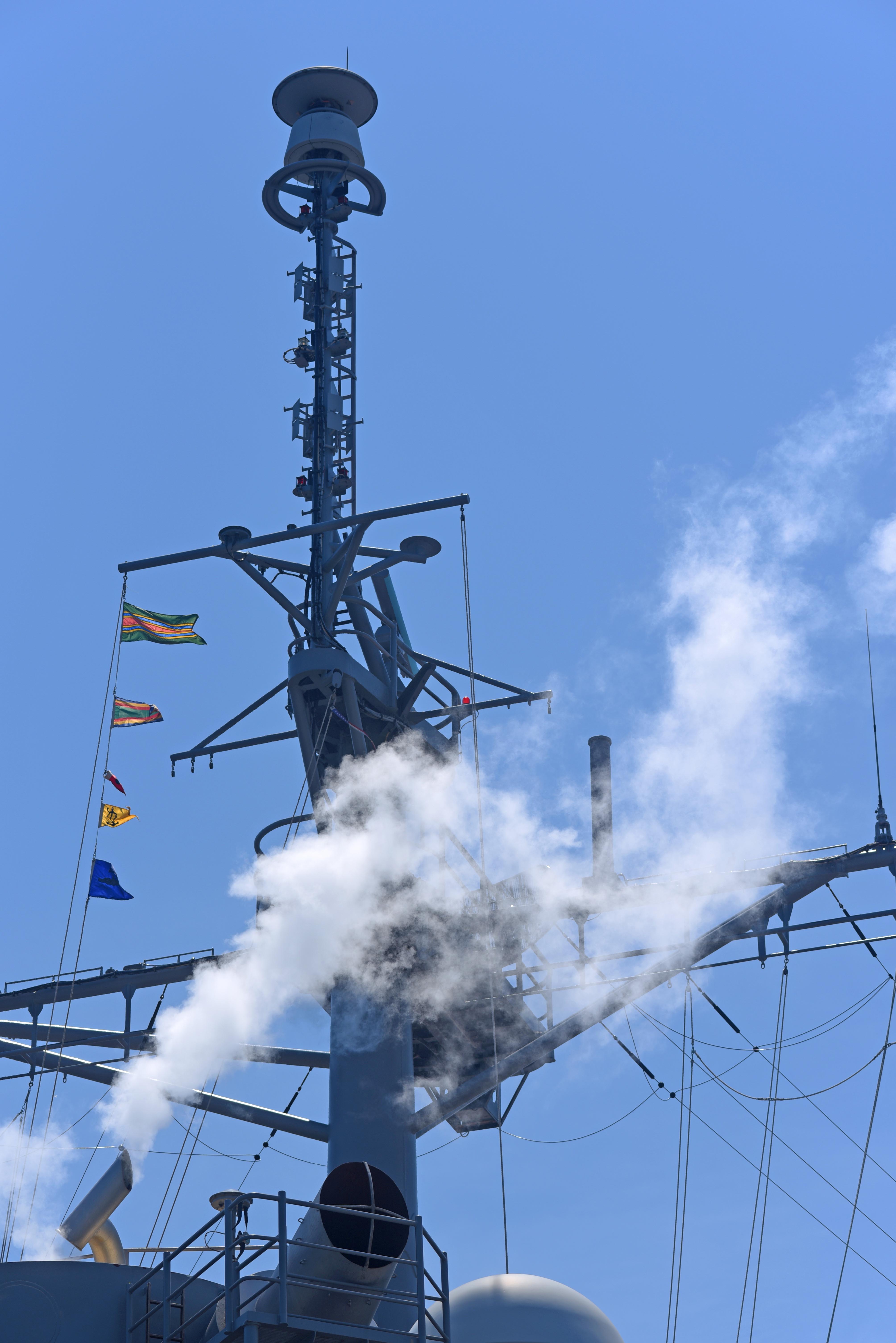 USS Blue Ridge Crew Completes Light-Off Assessment, Ignites Boilers ...