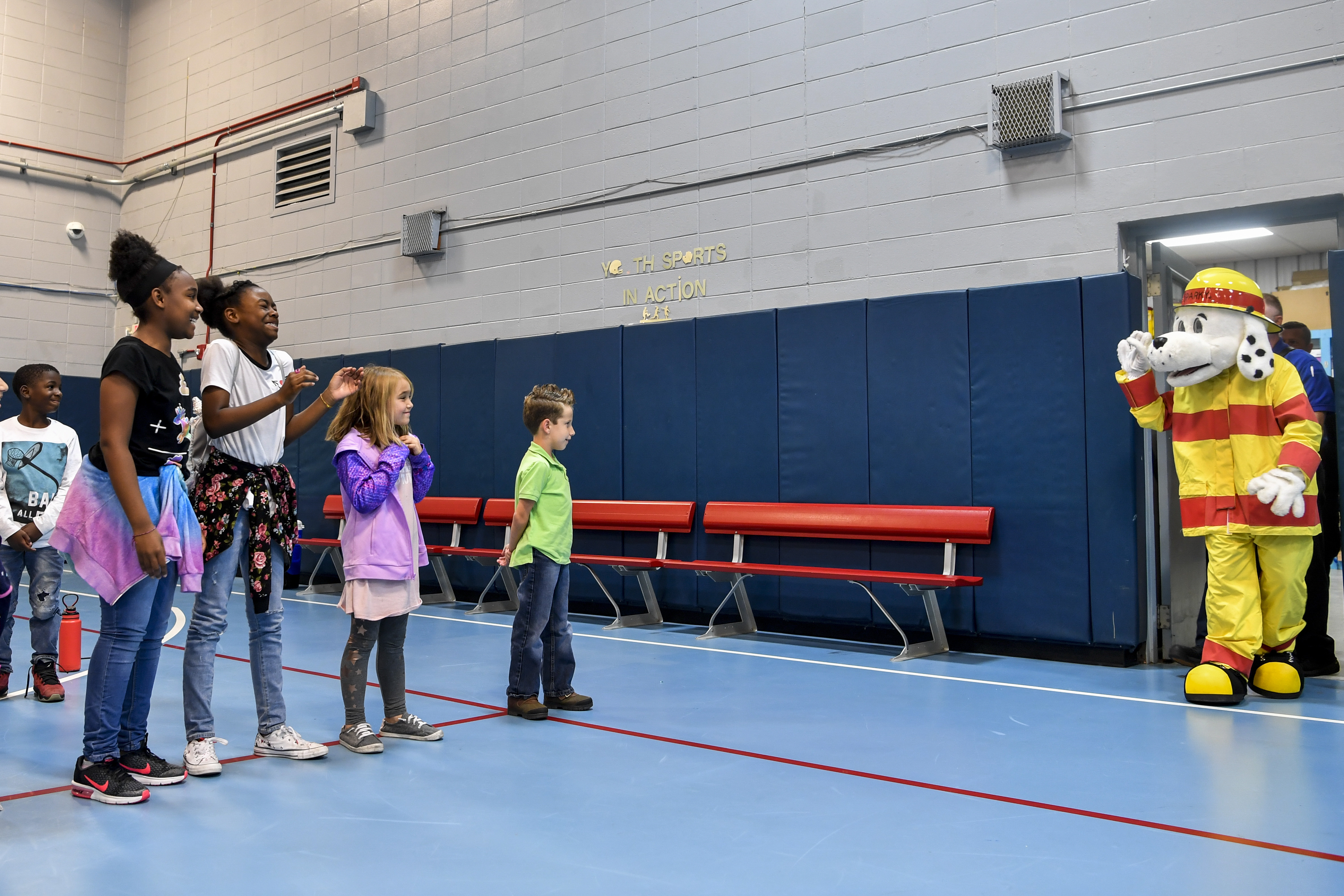 Drug Demand Reduction Program raises awareness for Red Ribbon Week ...