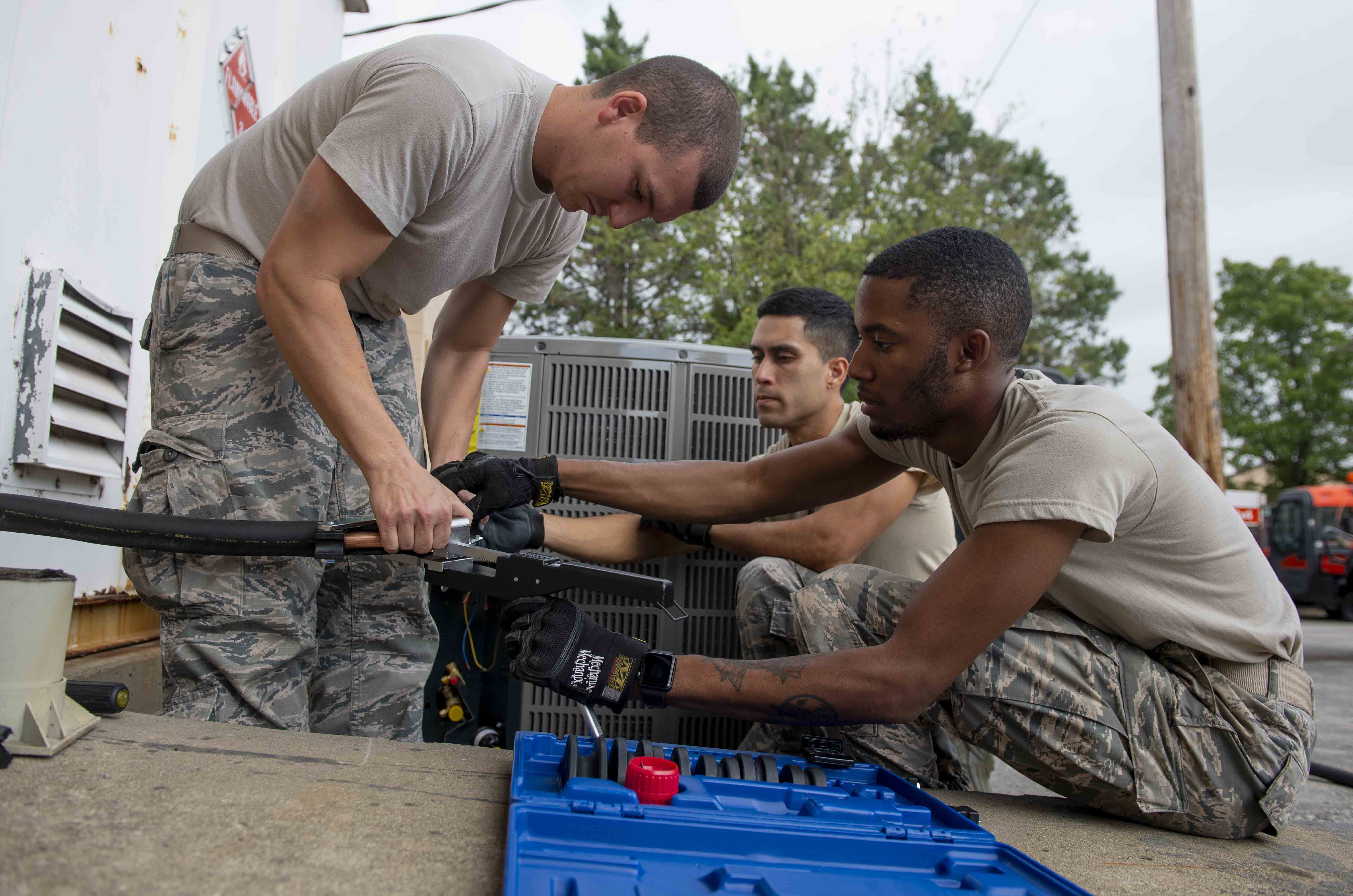 Keeping Scott cool: A look into Scott’s HVAC shop > Scott Air Force ...