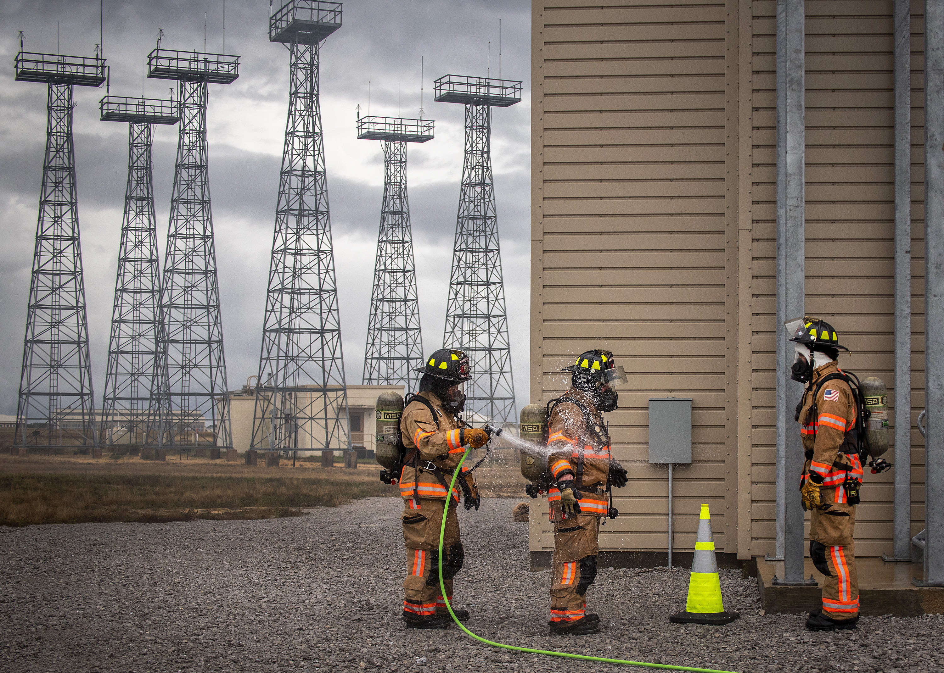 Heat is on: structural fire training > Eglin Air Force Base > Article ...