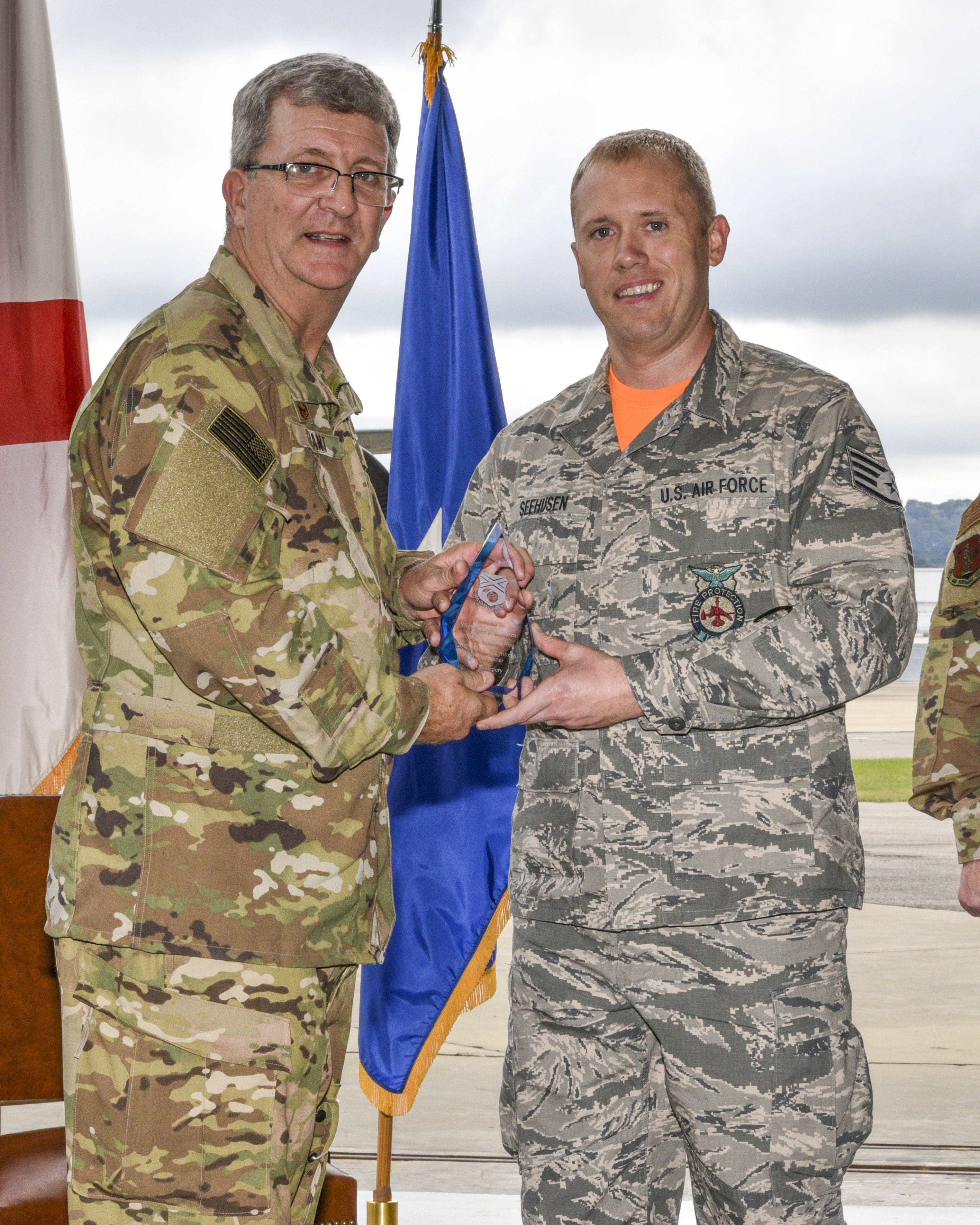 Col. Scott Grant Presents Award