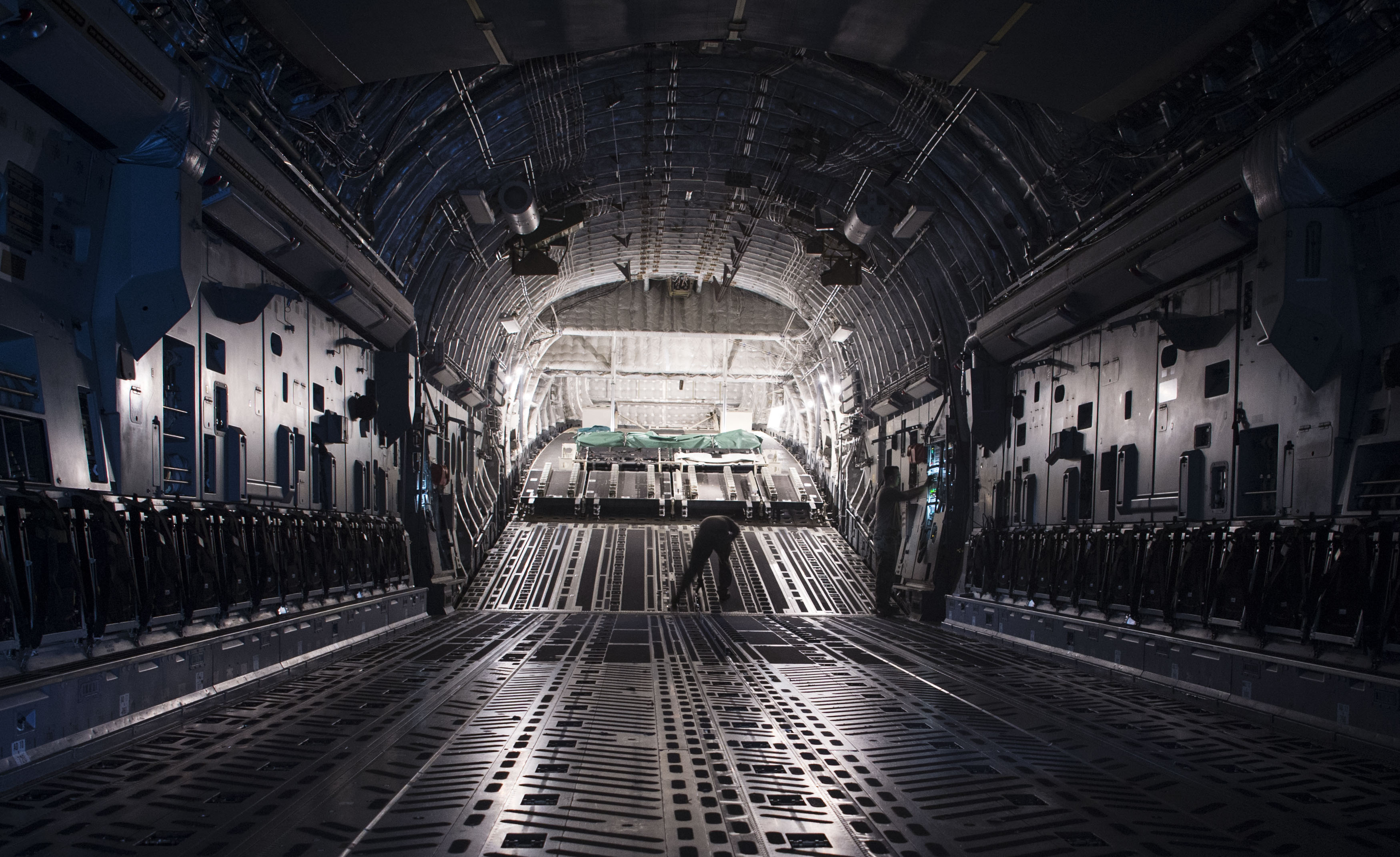 535th AS takes training to Hilo during Big Island Drop Week > 15th Wing ...