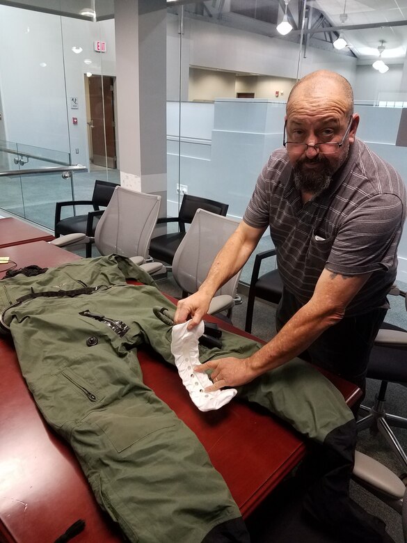 AFLCMC provides improved bladder relief system to aircrews > Air Force ...