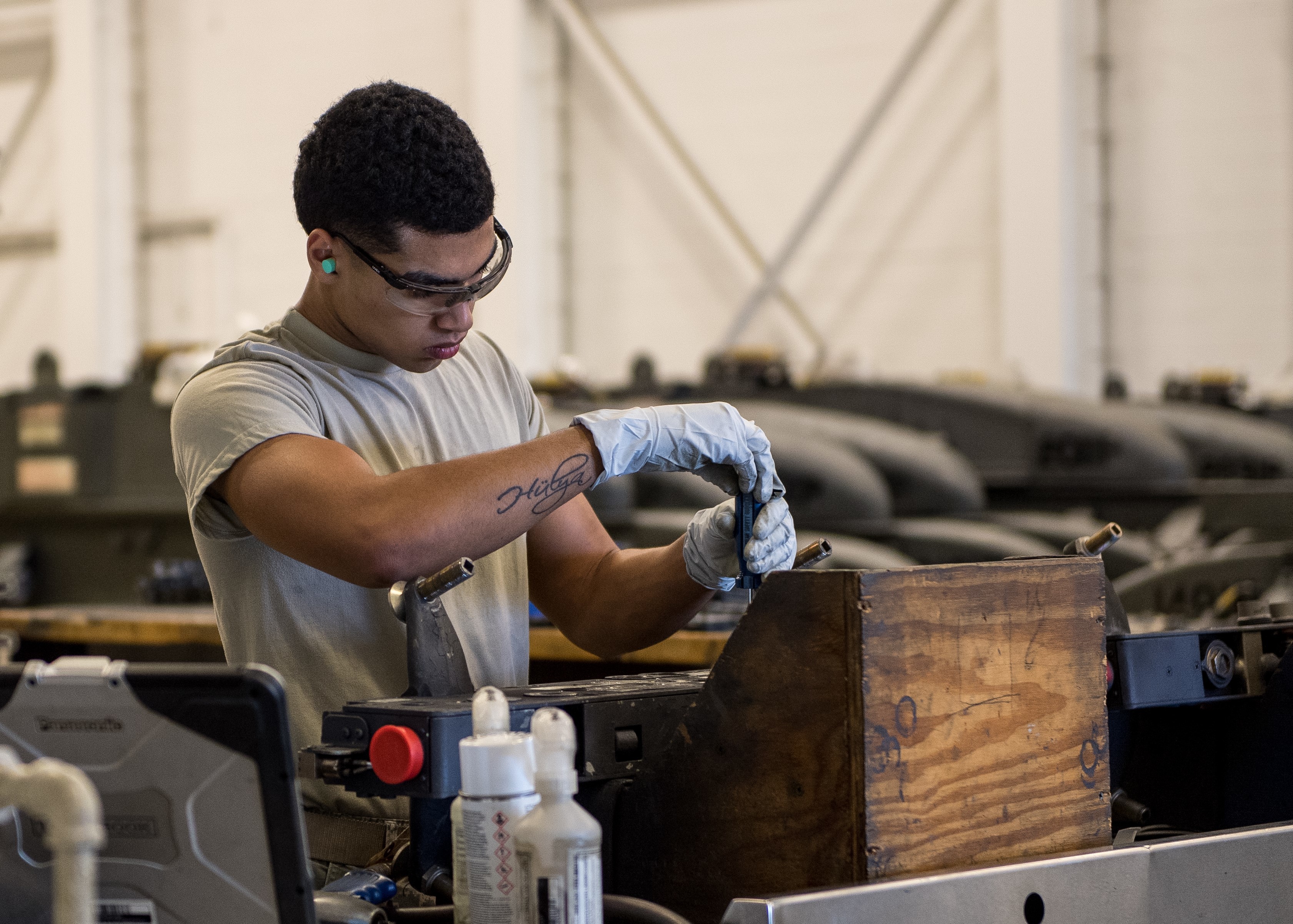 2nd MUNS Armament: improving lethality > Barksdale Air Force Base > News