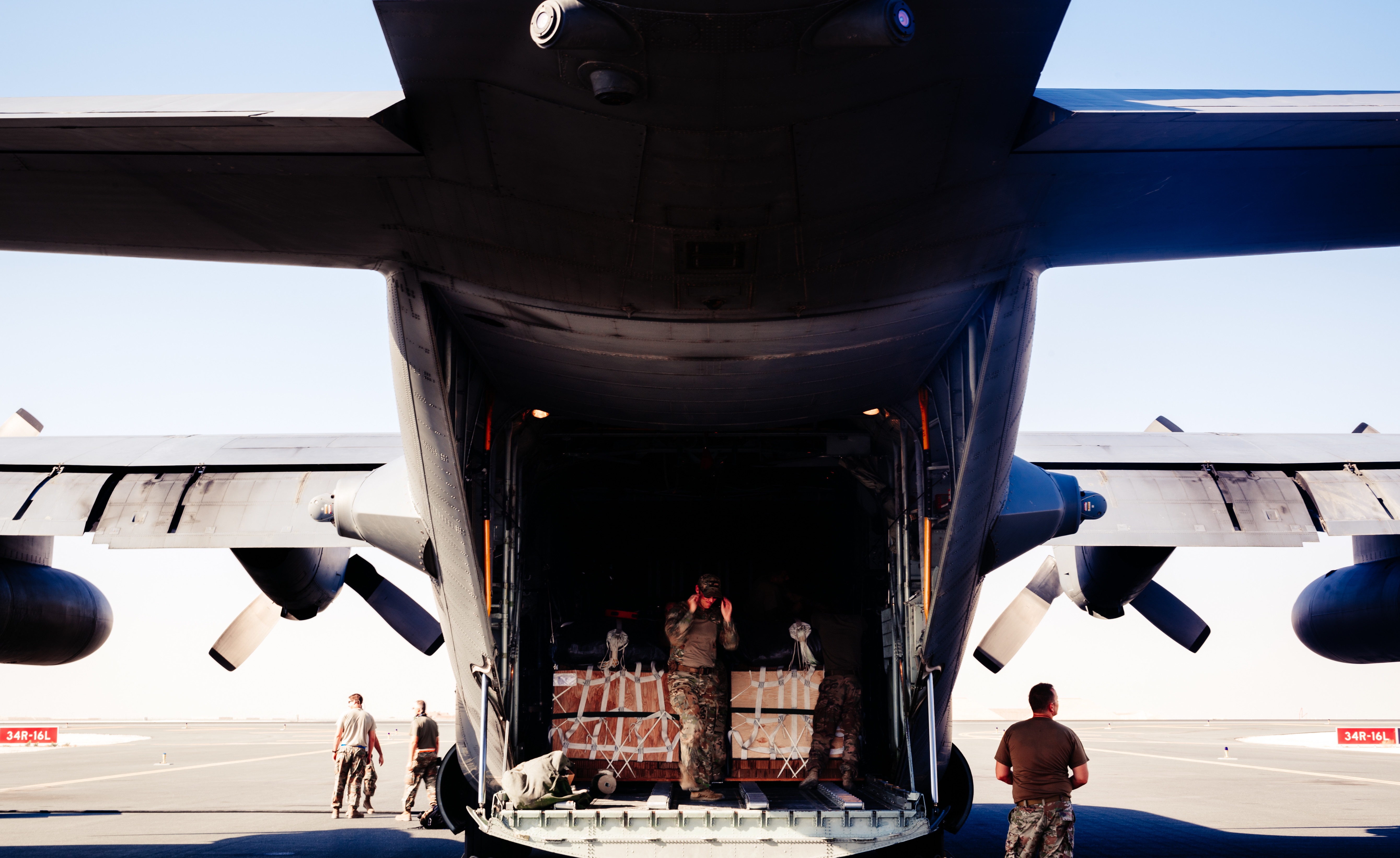 C-130 aircrew exercises combat airdrop capability > Defense Logistics ...