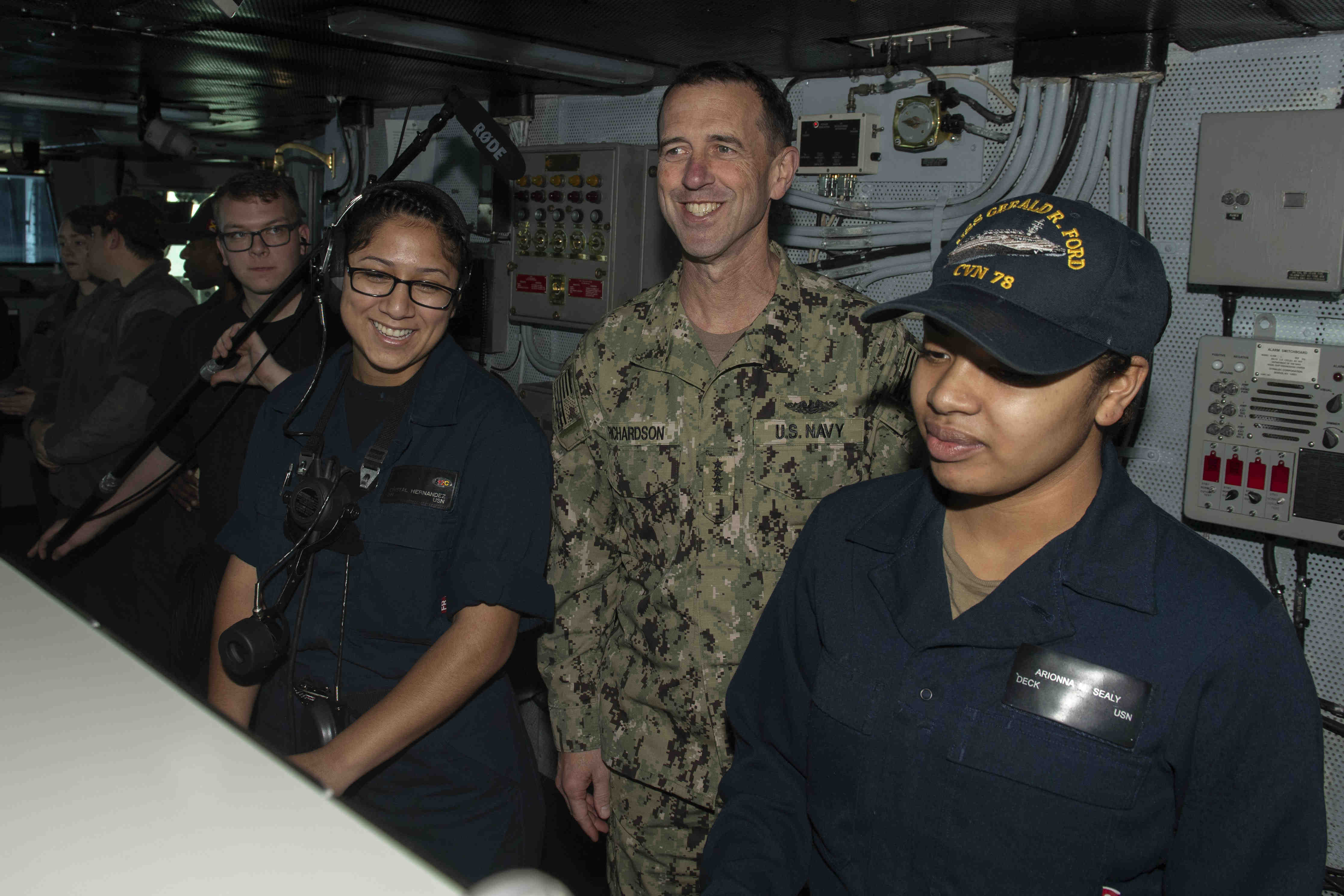 USS Harry S. Truman Celebrates Thanksgiving with CNO, MCPON > United ...