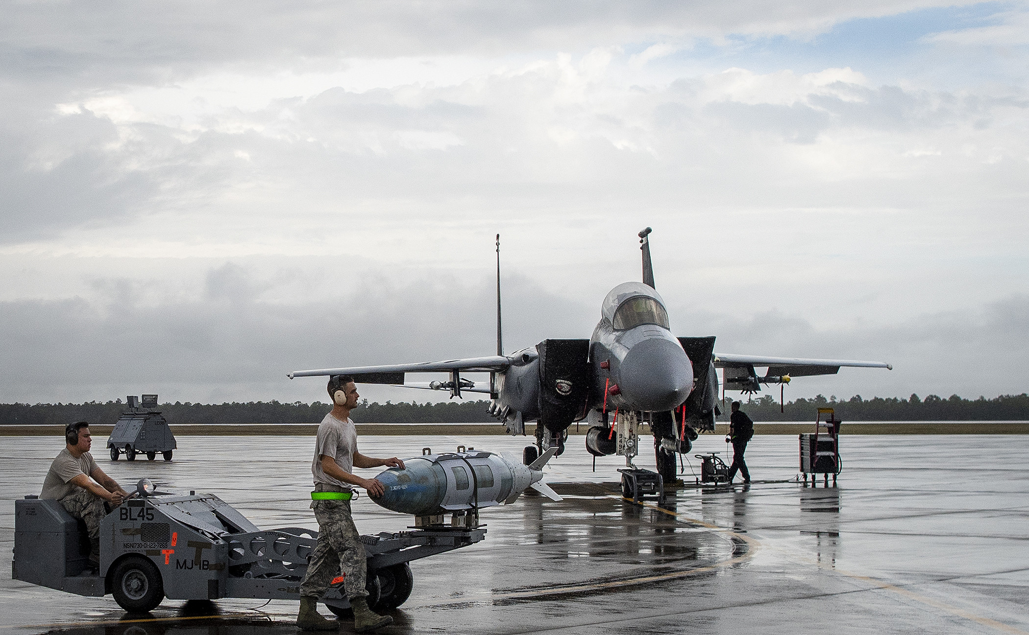 Dropping bombs: weapons load team two > Eglin Air Force Base > Article ...