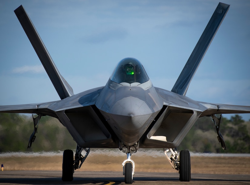 F-22 crashes on Eglin range > Eglin Air Force Base > Article Display