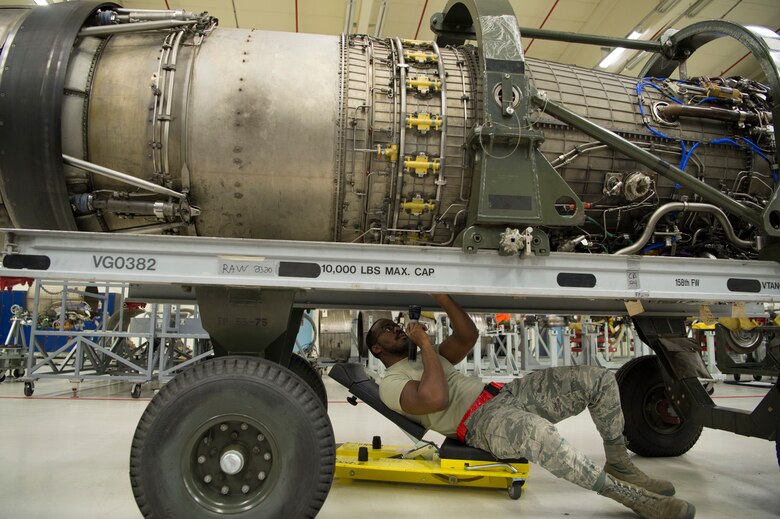 Propulsion flight keeps the flying mission going > Spangdahlem Air Base ...