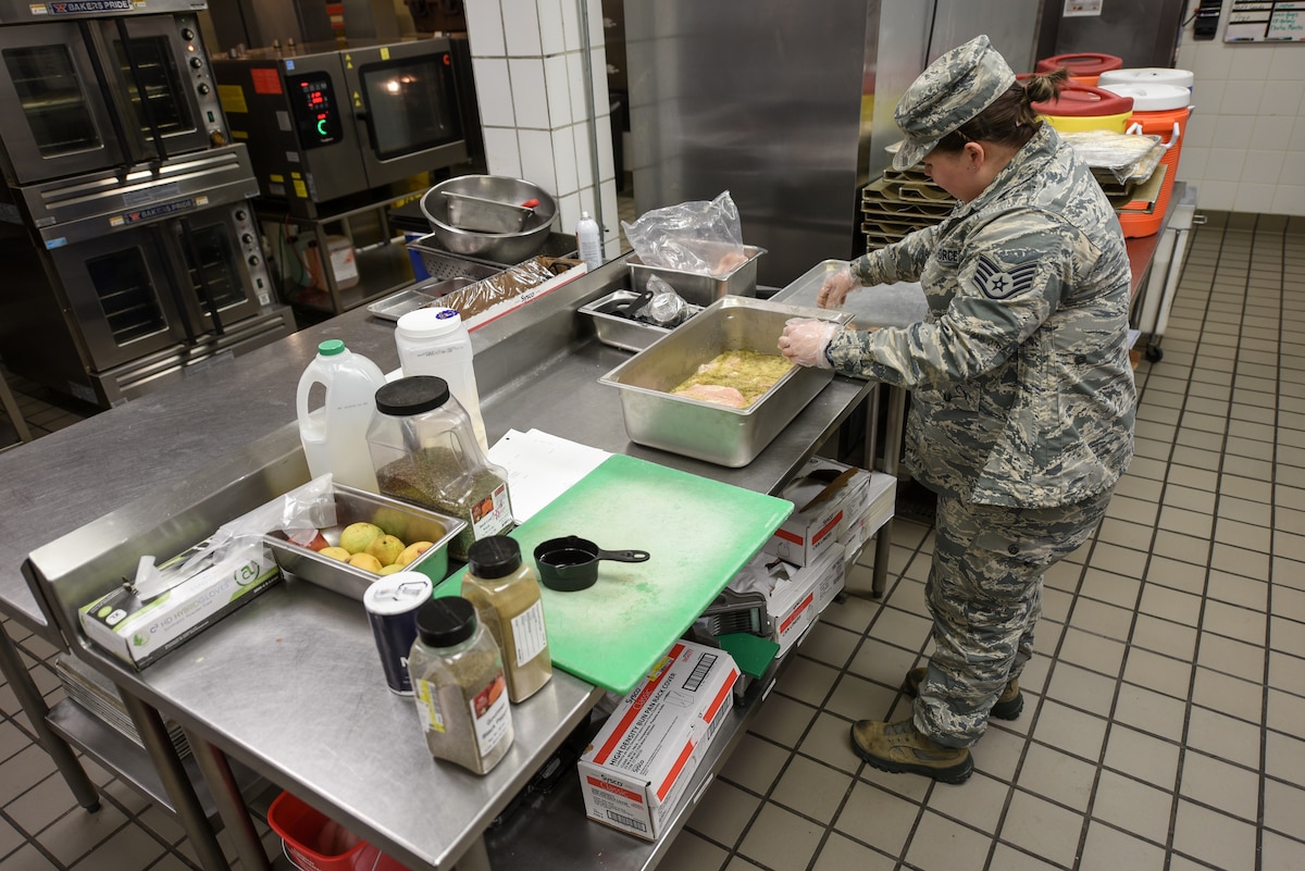 Kitchen to Culinary program > McConnell Air Force Base > News