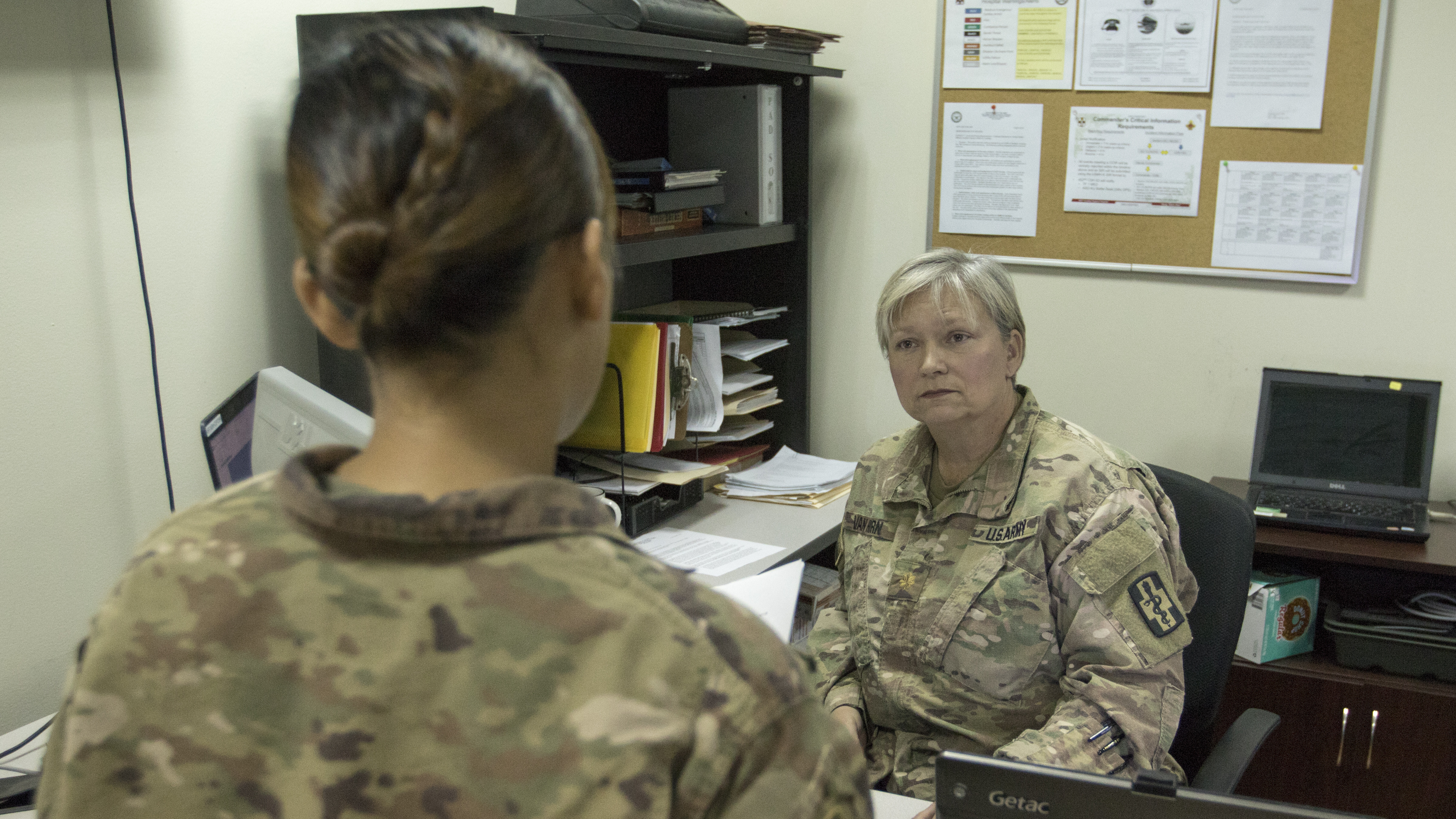 The family that serves together > U.S. Army Reserve > News-Display
