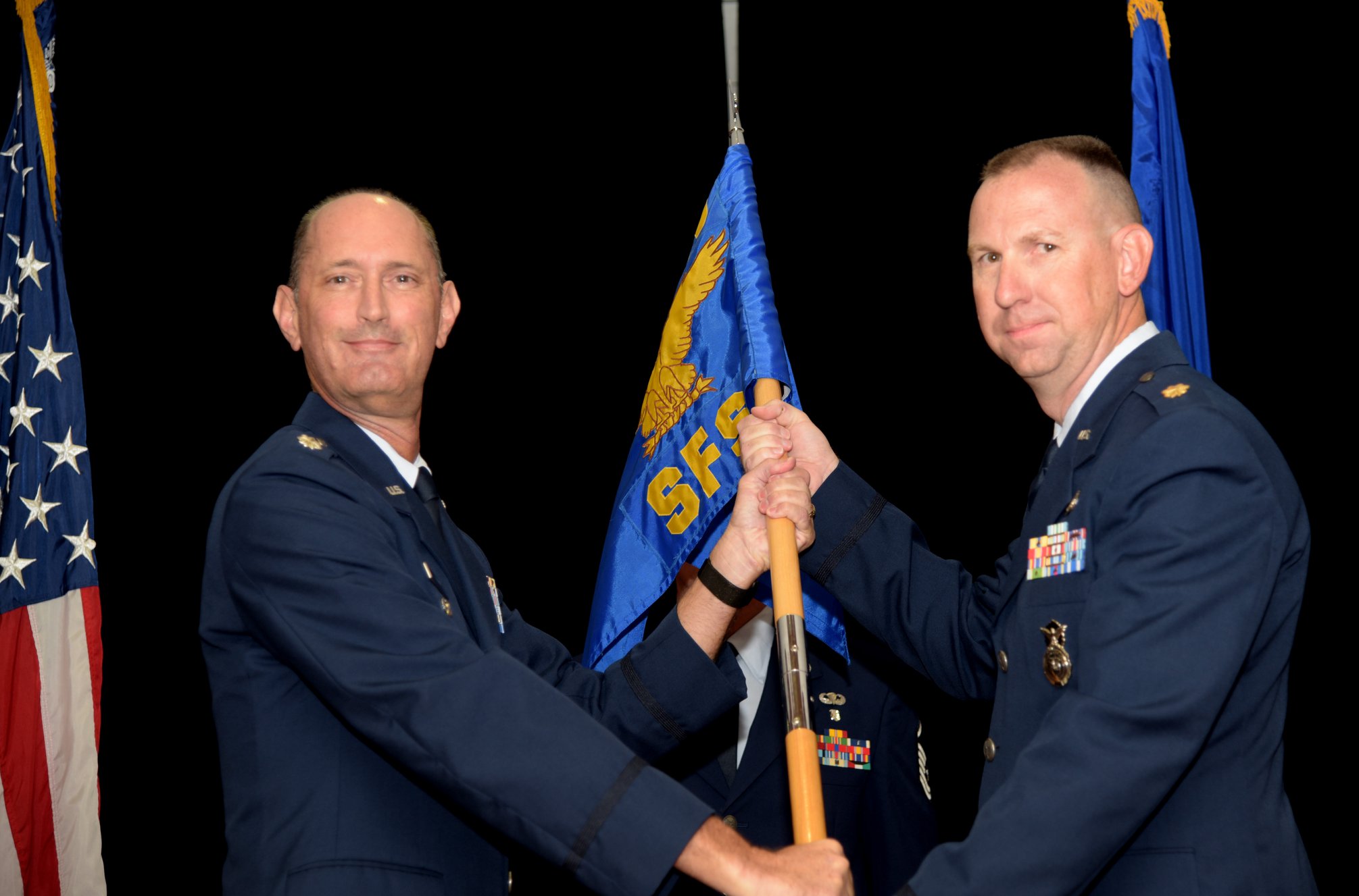 927th SFS Welcomes newest commander > 927th Air Refueling Wing ...