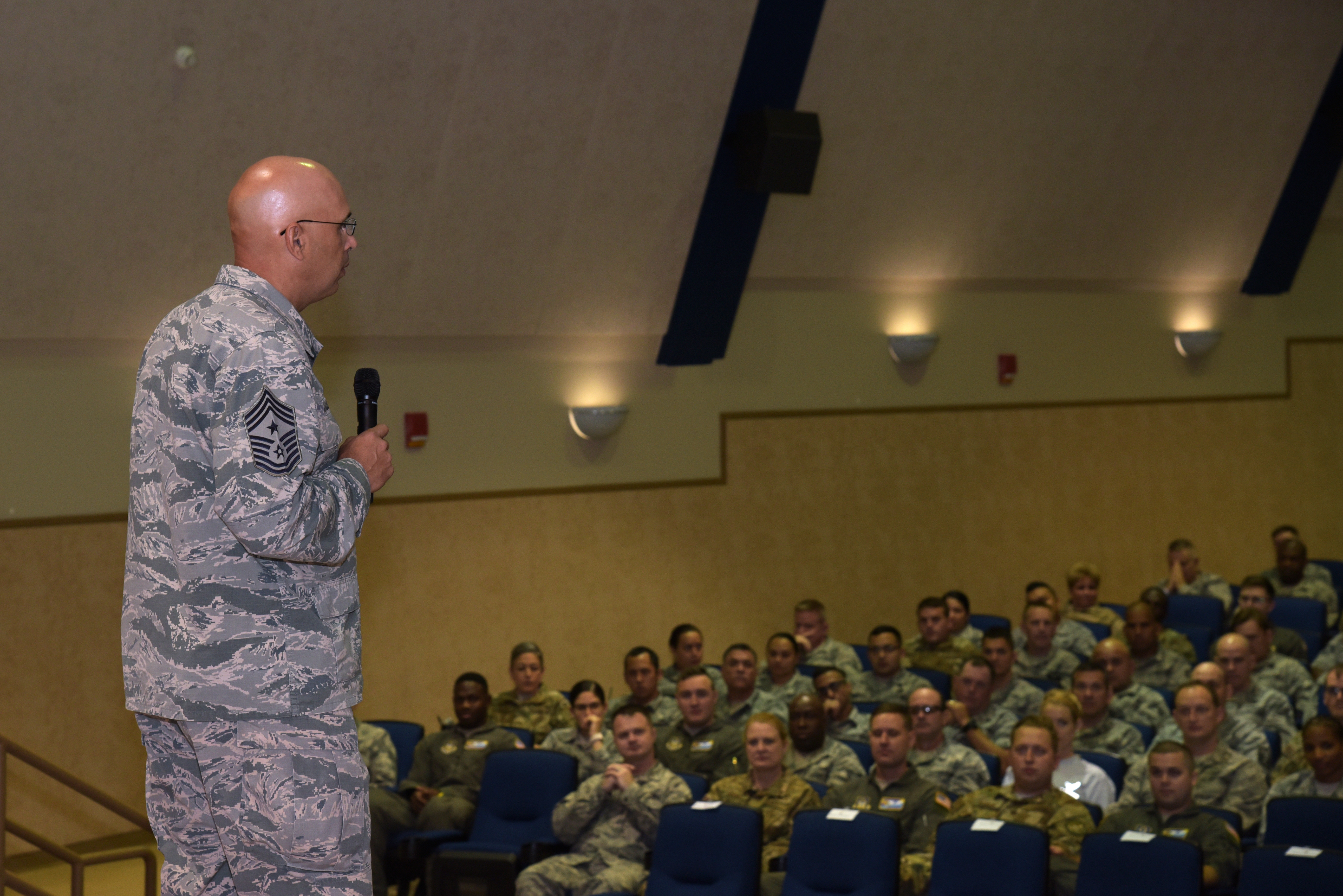 Command Chief Bids Farewell to 927th ARW > 927th Air Refueling Wing ...