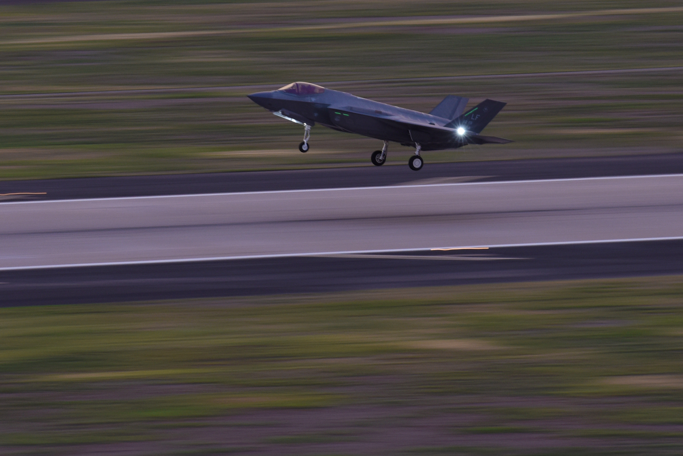 F-35 Night Flying > Luke Air Force Base > Article Display
